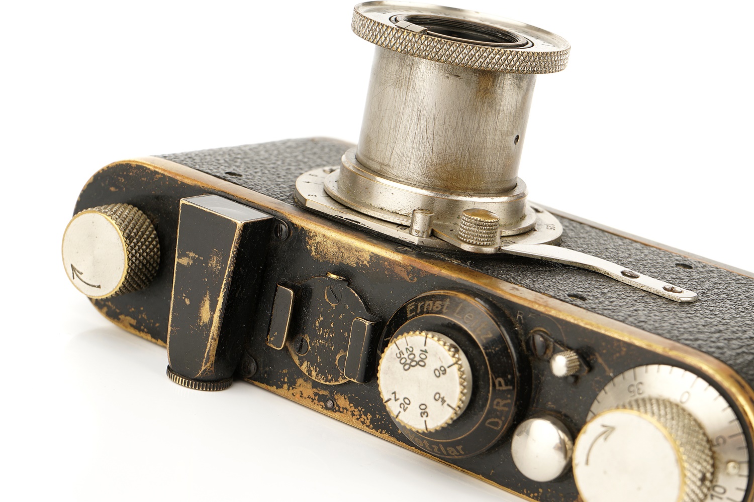 Lot 122 - A Leica I Model A Elmax Camera,