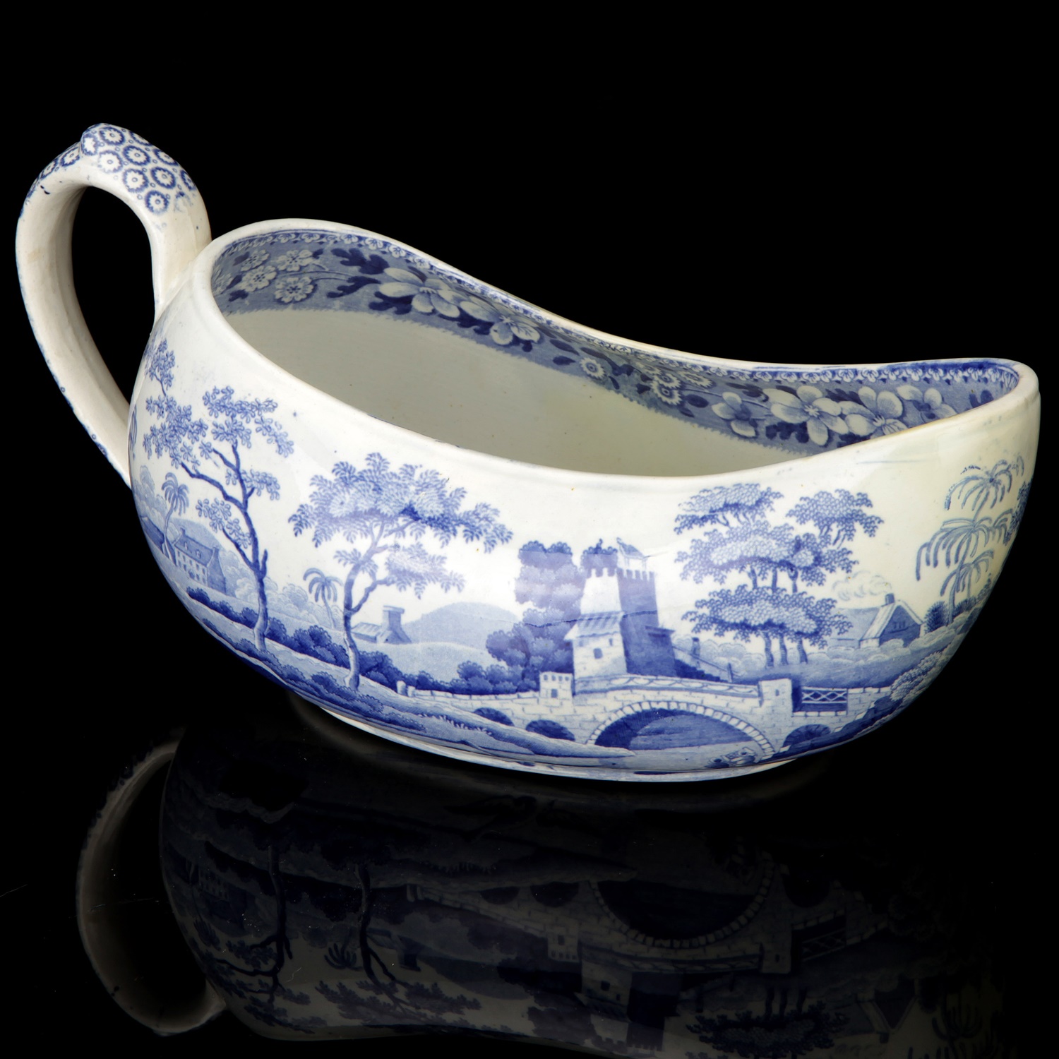 Lot 81 - A Bourdalou by Spode,
