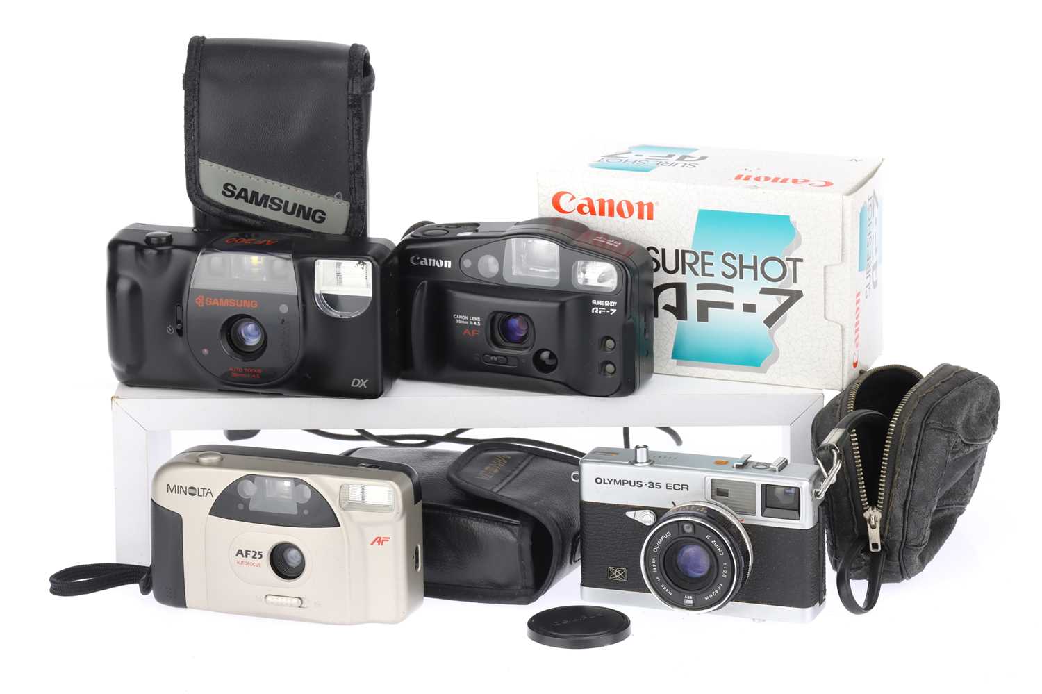 Lot 162 - A Mixed Selection of 35mm Compact Cameras,