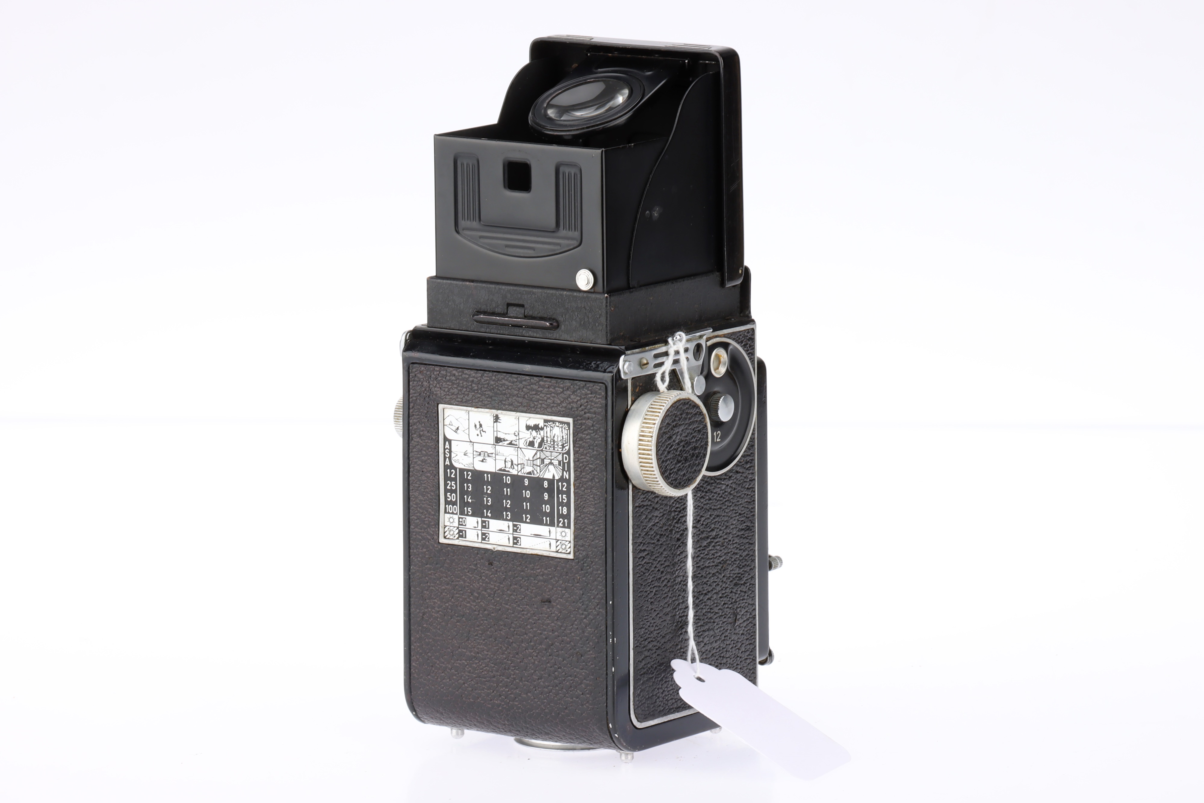 Lot 365 - A Rollei Rolleicord Va Model K3E Type 1 TLR
