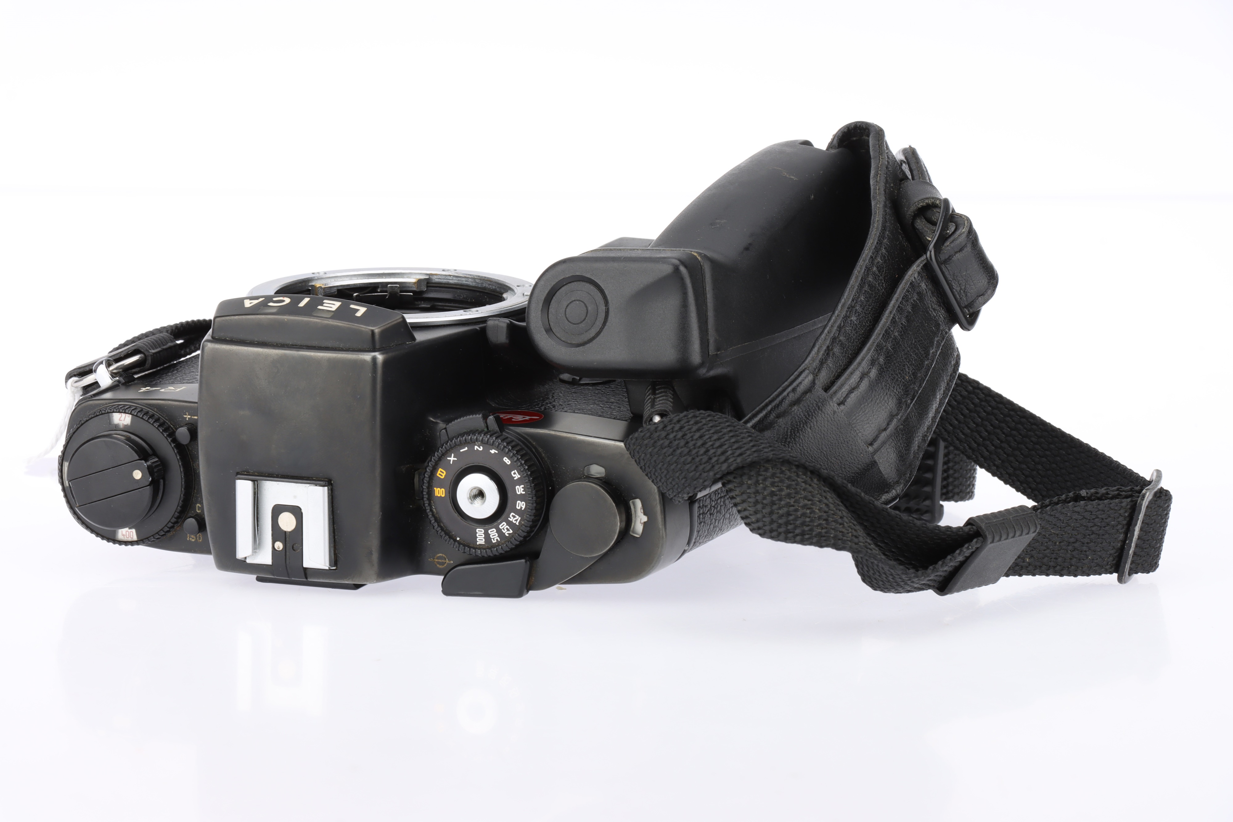 Lot 74 - A Leica R4 35mm SLR Camera Outfit,