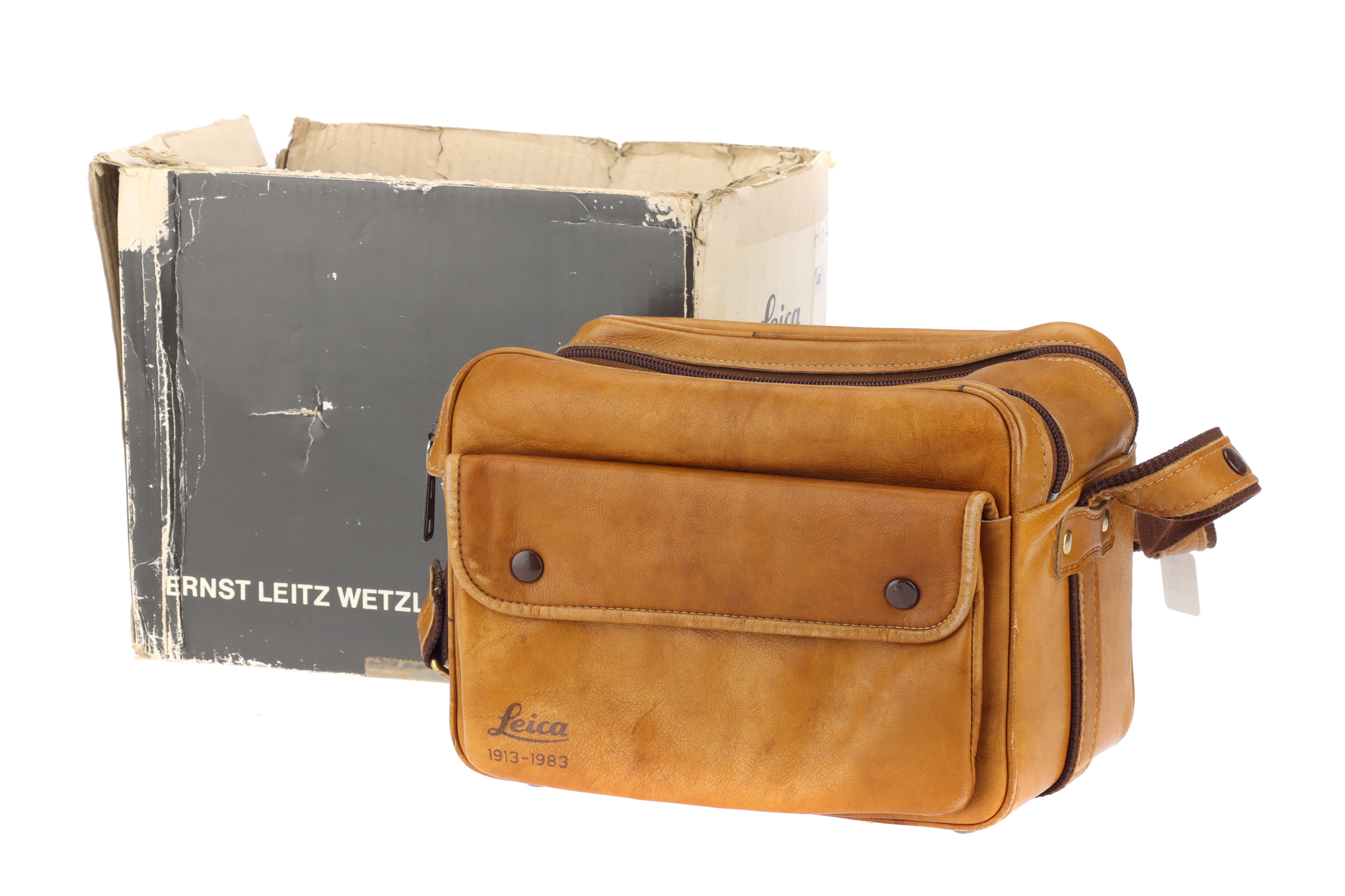 Lot 35 - A Leitz Leica Camera Outfit Carry Case For