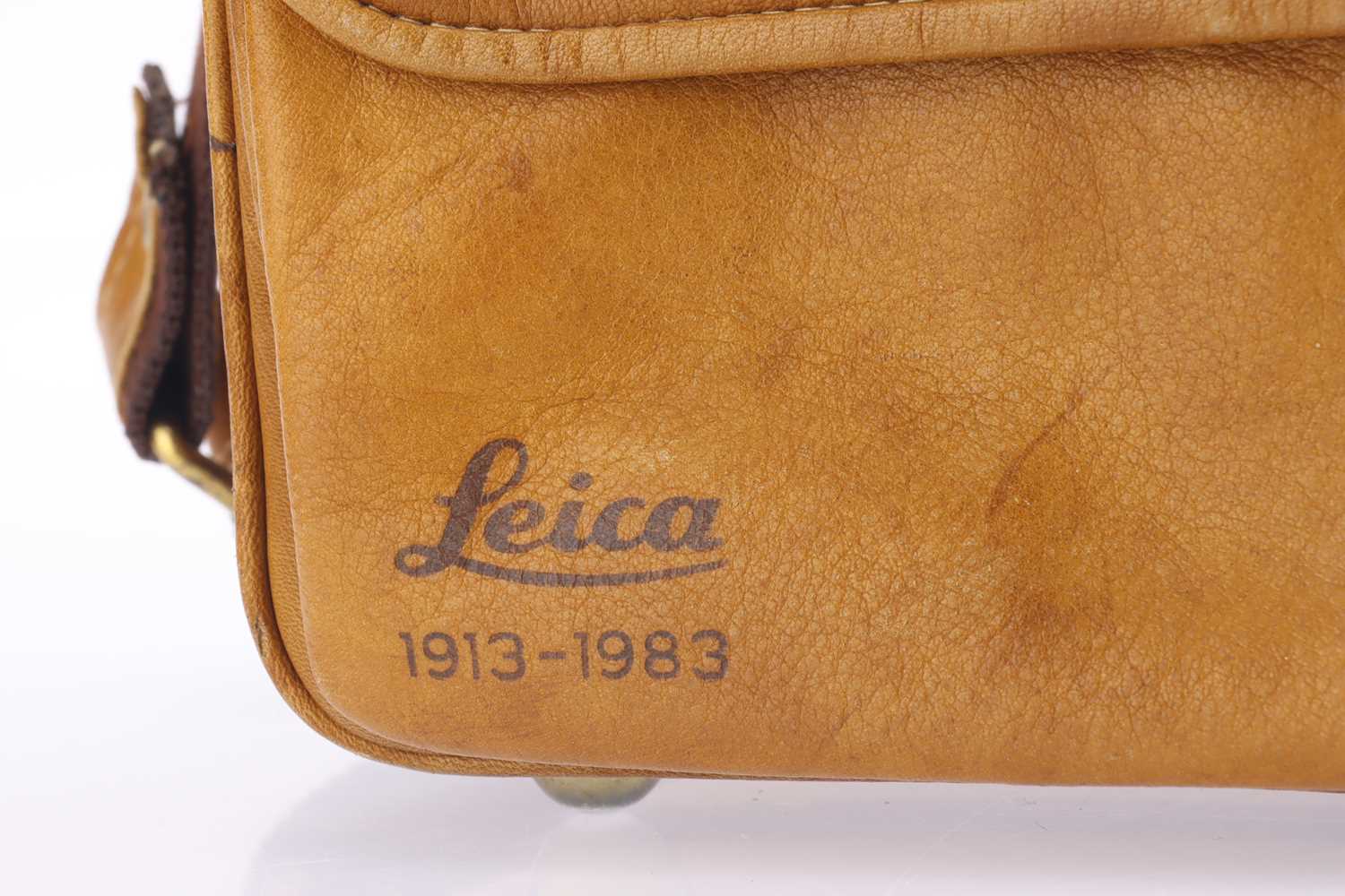 Lot 35 - A Leitz Leica Camera Outfit Carry Case For