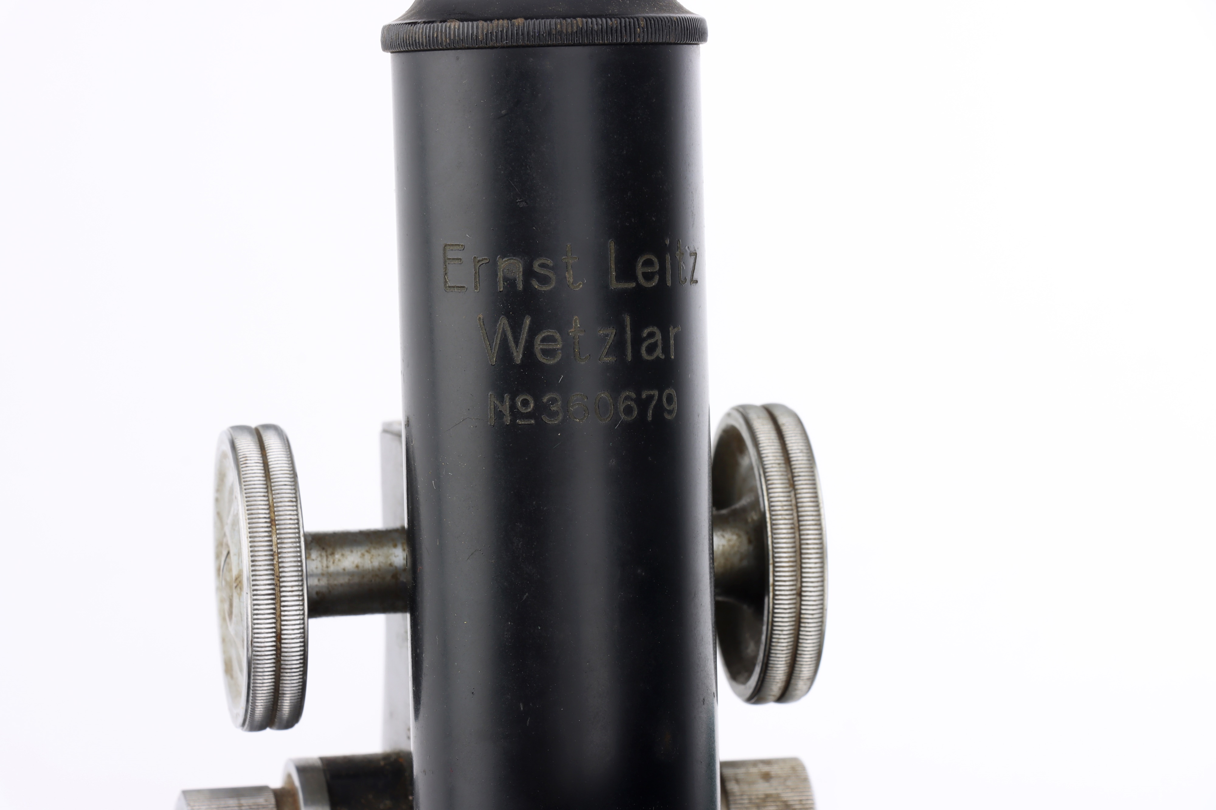 Lot 434 - A WWII German Leitz Microscope