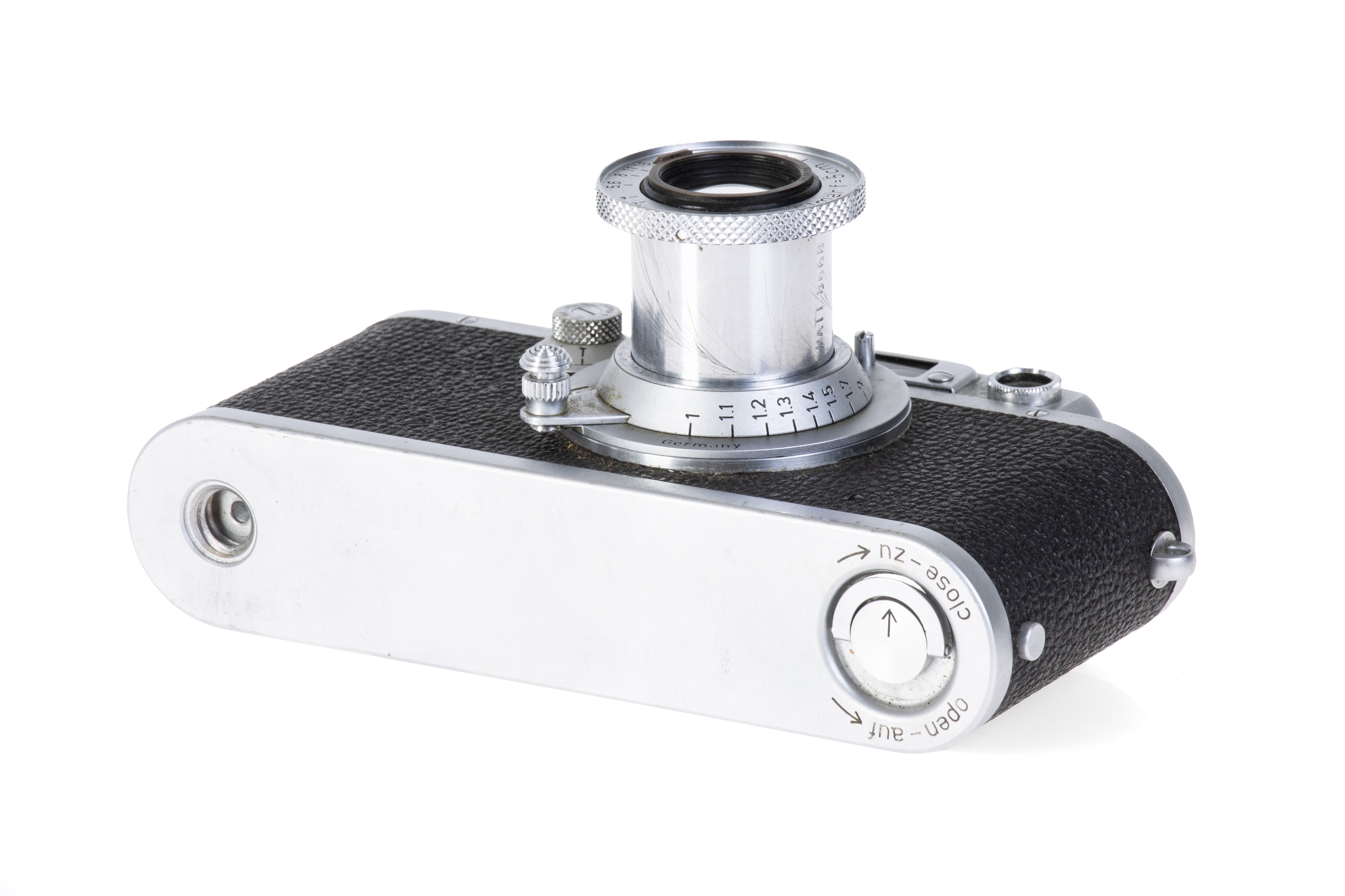 Lot 5 - A Leica IIIa 'Royal Navy' 35mm Rangefinder