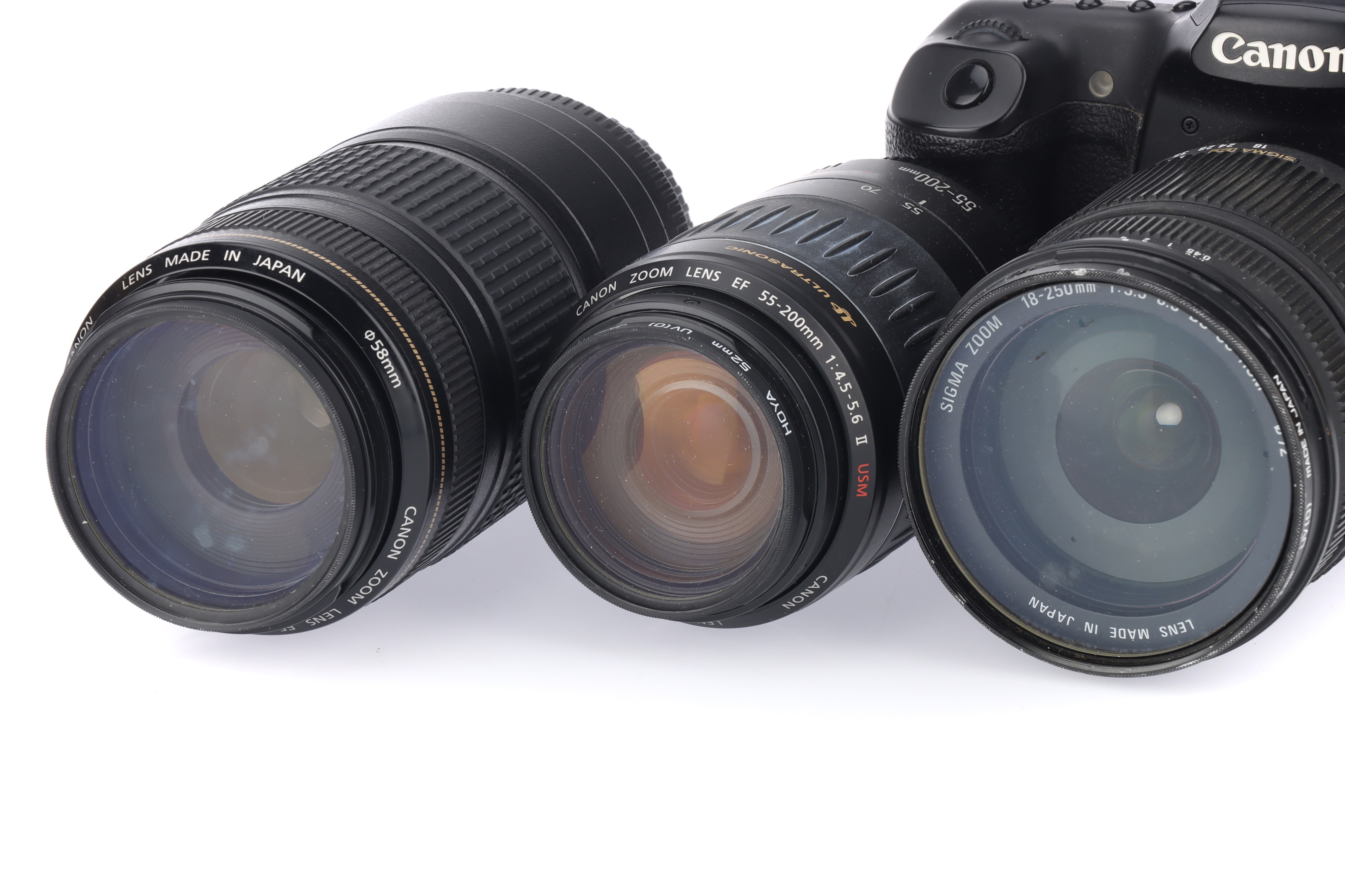 Lot 406 - A Canon EOS 40D DSLR Camera with Lenses