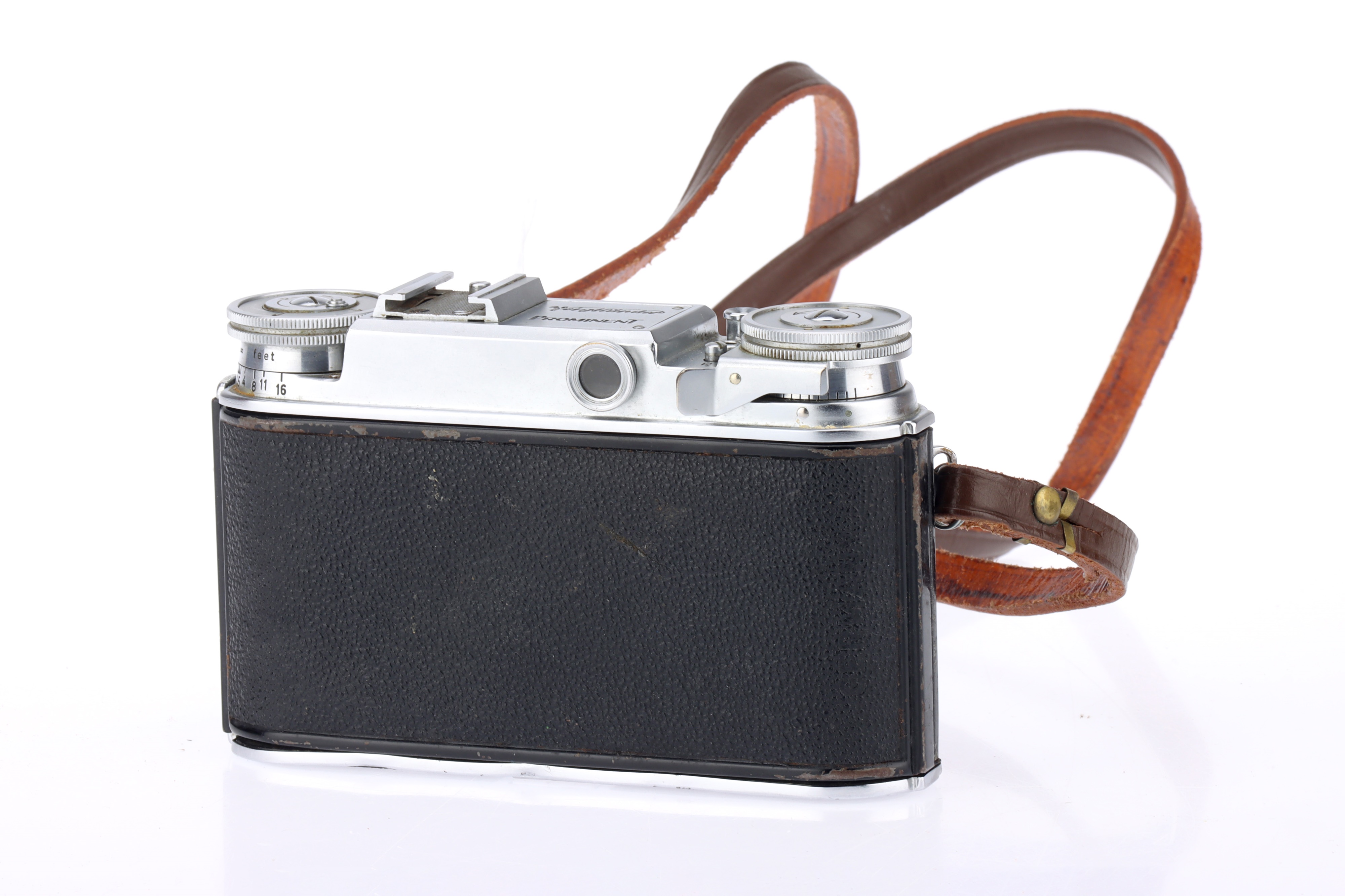 Lot 119 - A Voigtlander Prominent Rangefinder Camera,