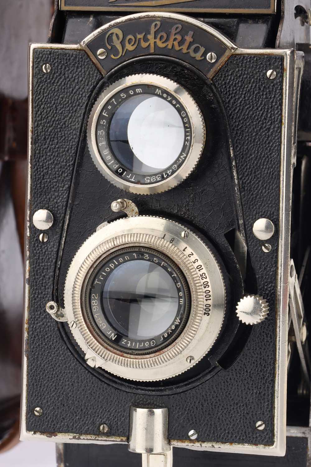 Lot 261 - A Welta Perfekta Medium Format TLR Camera,