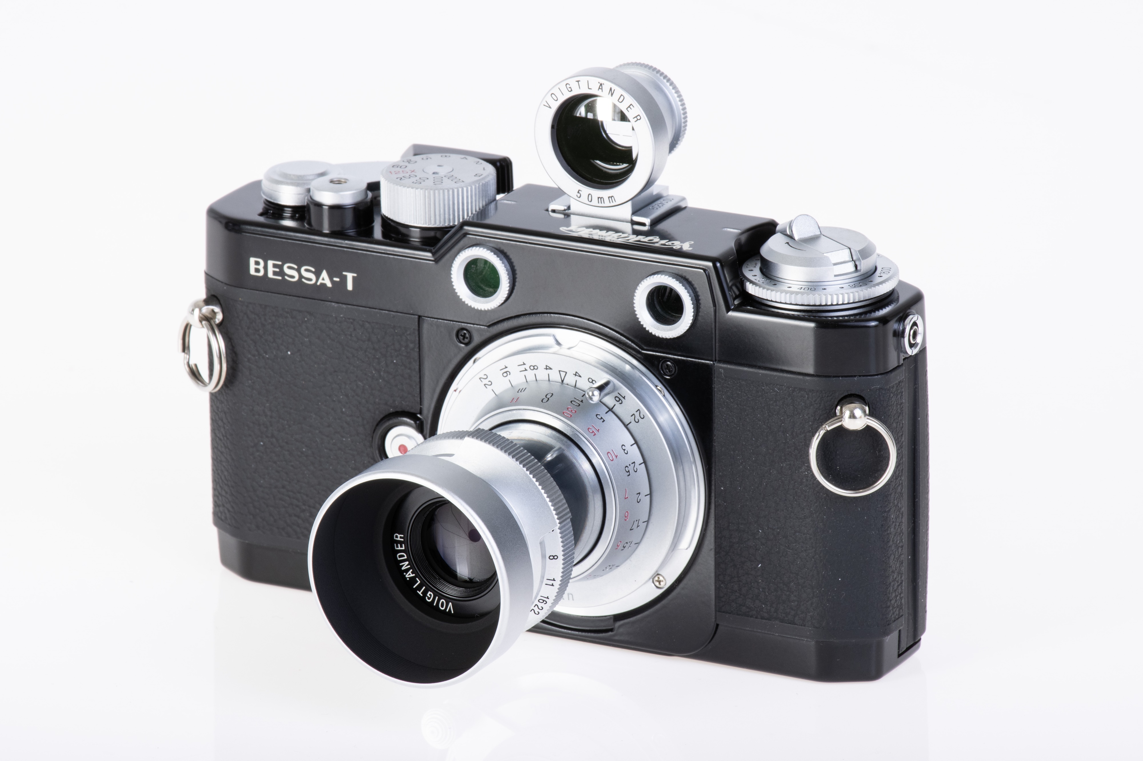 Lot 74 - A Voigtlander Bessa-T Heliar '101 Years'