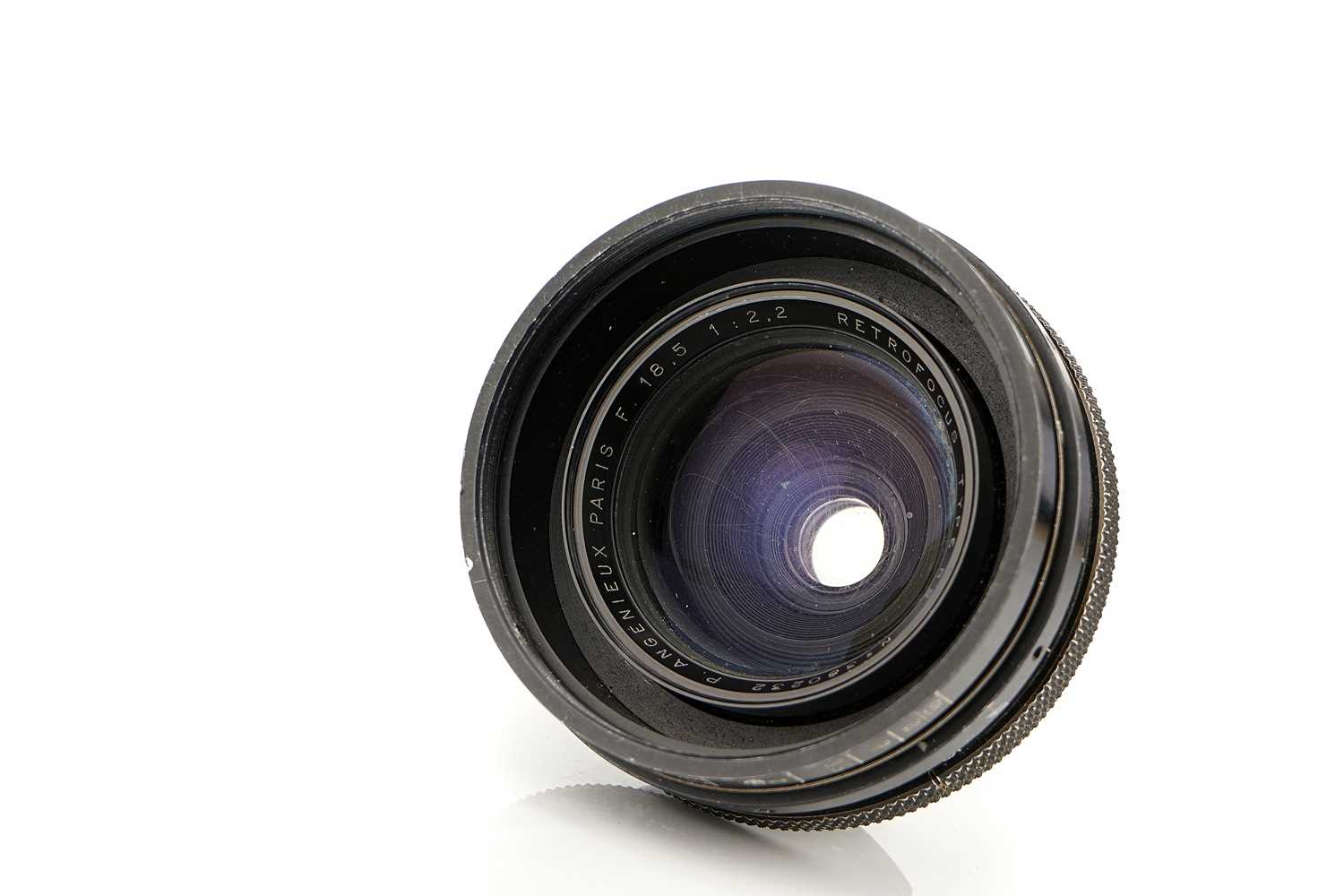 Lot 393 - A P. Angenieux Type R2 Retrofocus f/2.2