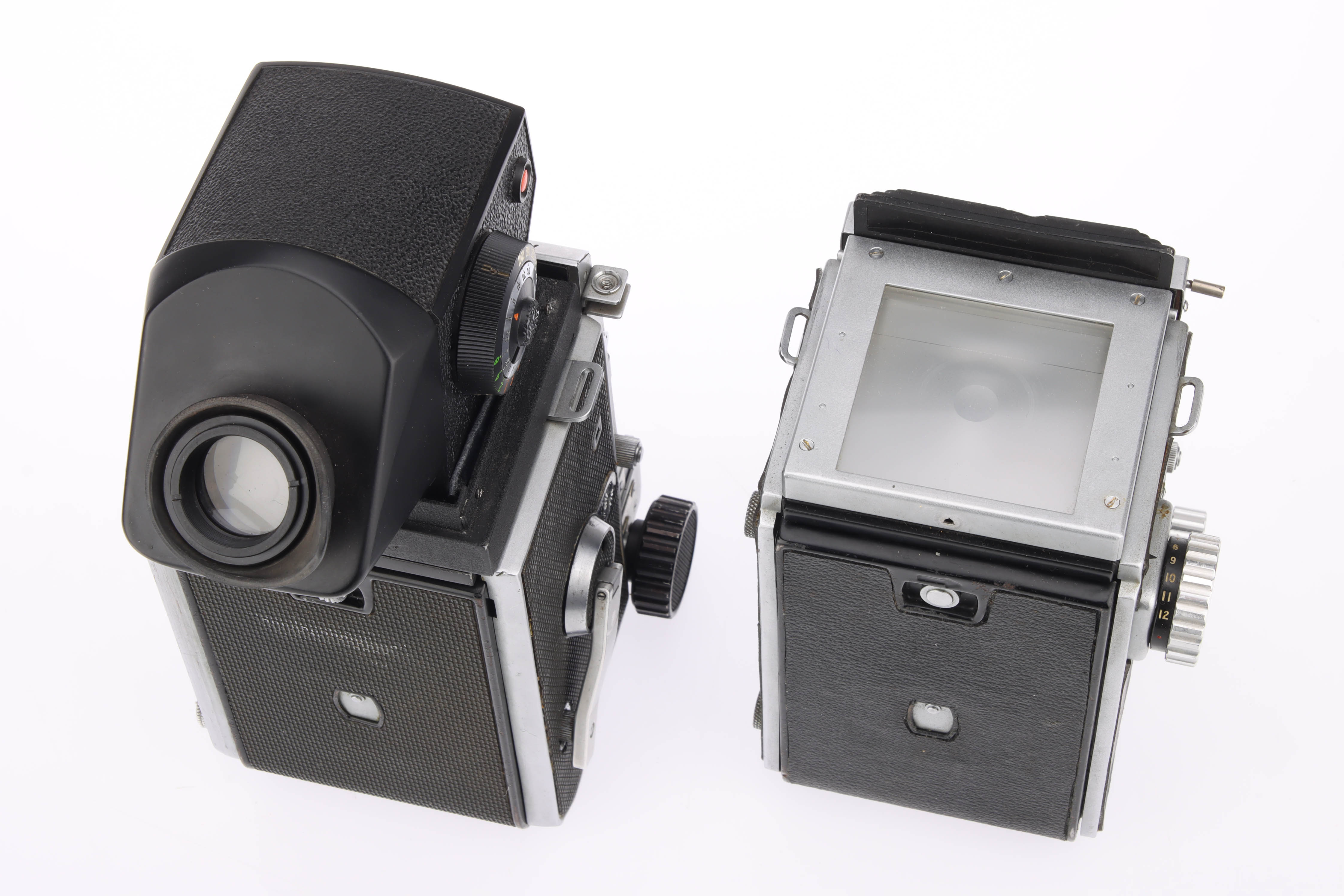 Lot 230 - A Mamiya C3 and a Mamiyaflex C2 Medium