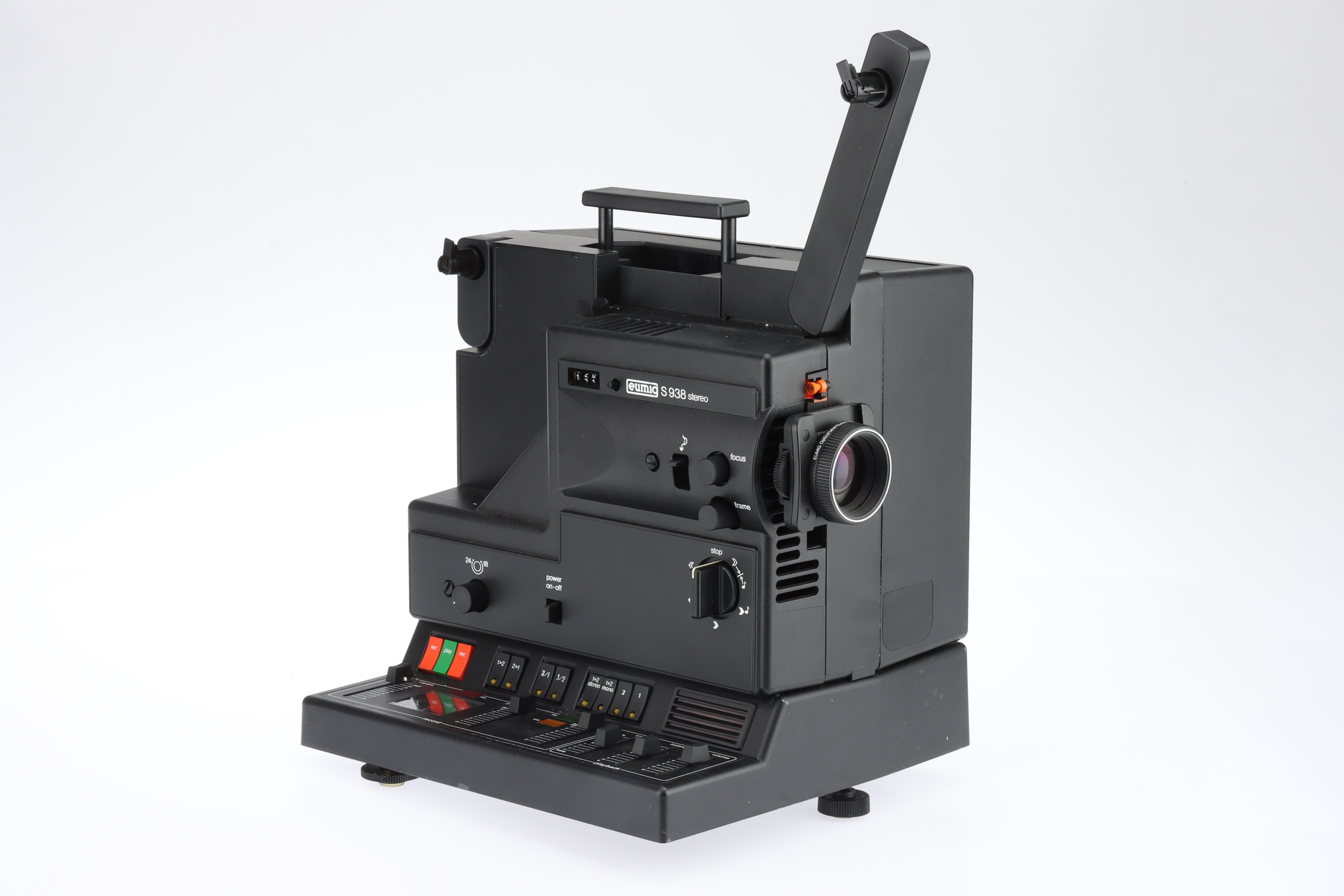 Lot 585 - Eumig S938 Stereo Super 8 Sound Projector,
