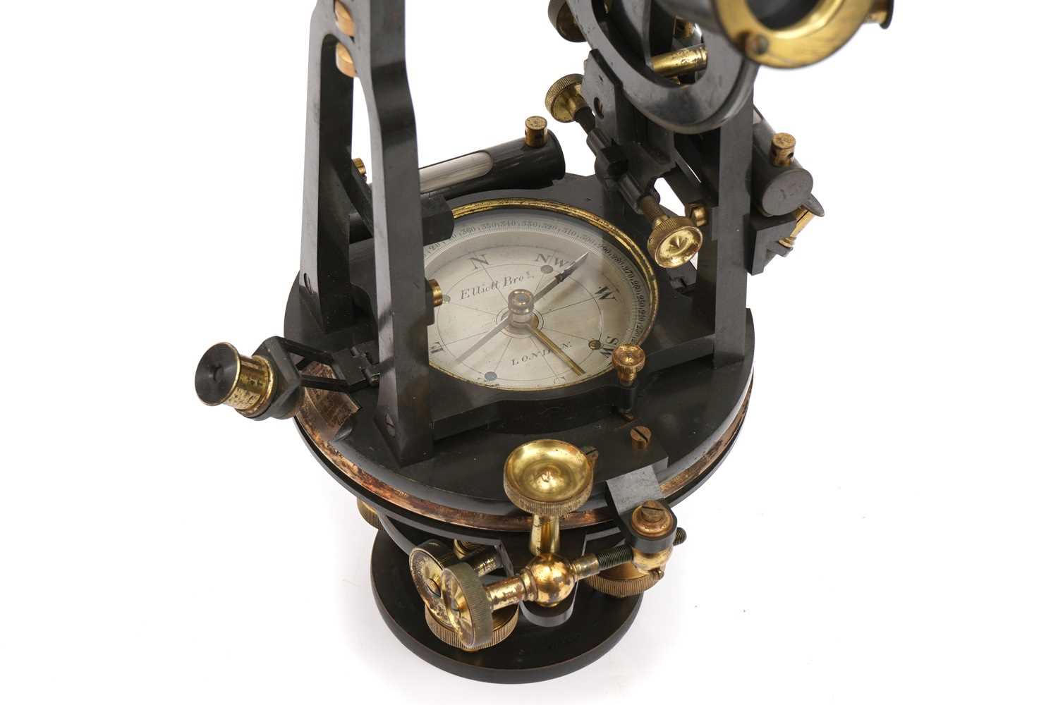 Lot 86 - A 5.5" Surveyor's Transit Theodolite,