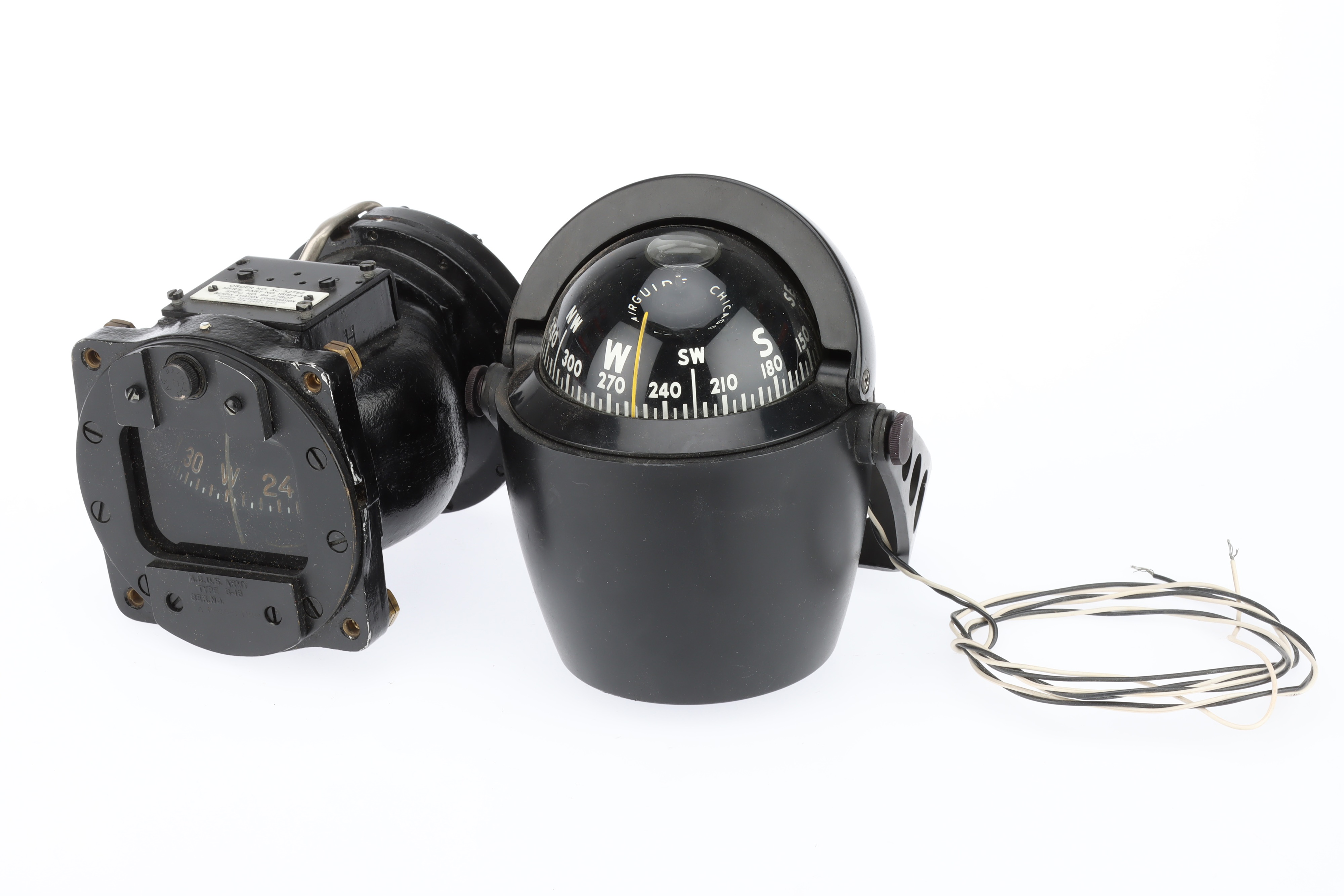 Lot 744 - A Type B-16 A.C.U.S. Army Magnetic Direct