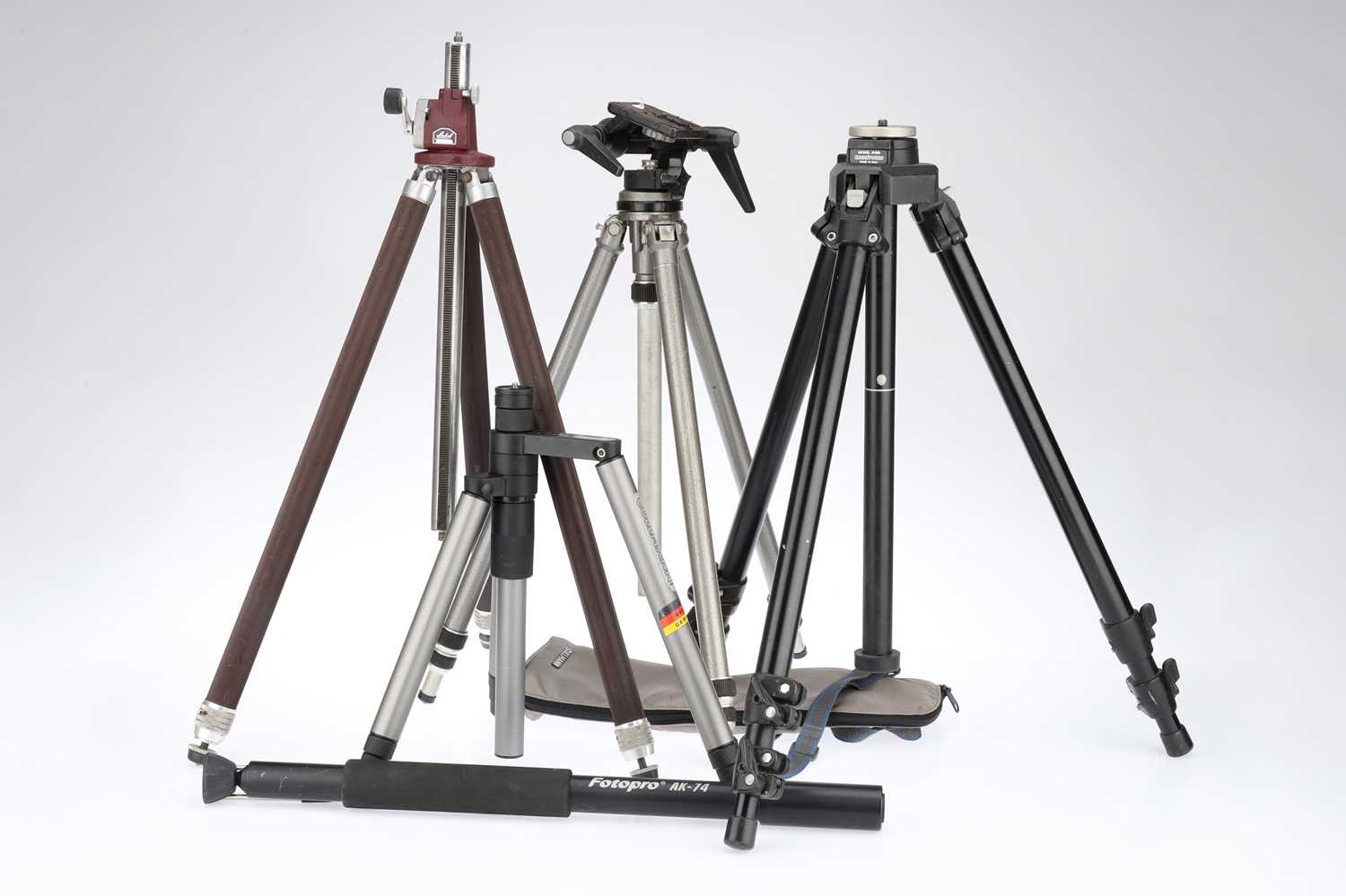 Lot 596 - A Selection of Camera Tripods,