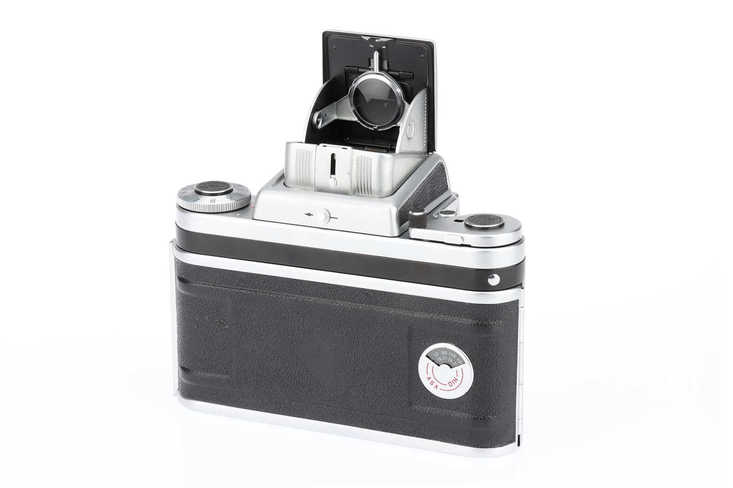 Lot 142 - A Kamera Werkstatten Praktisix II Medium