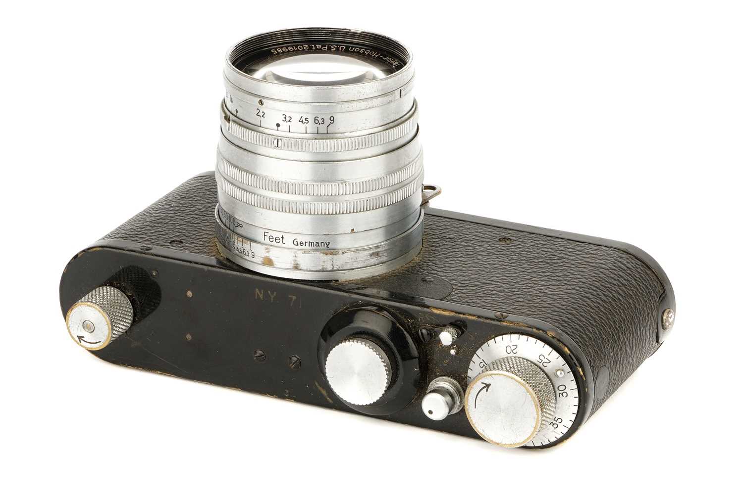 Lot 142 - A Leica Standard Model E X-Ray Camera,