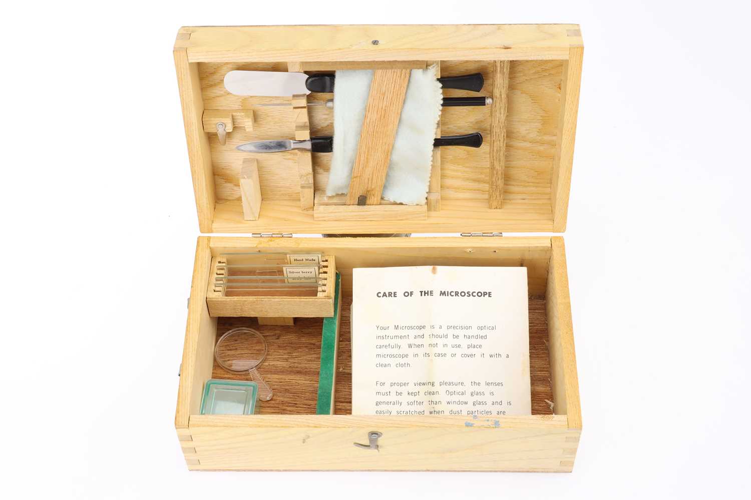 Lot 832 - A Student's Microscope Set by Kibro,