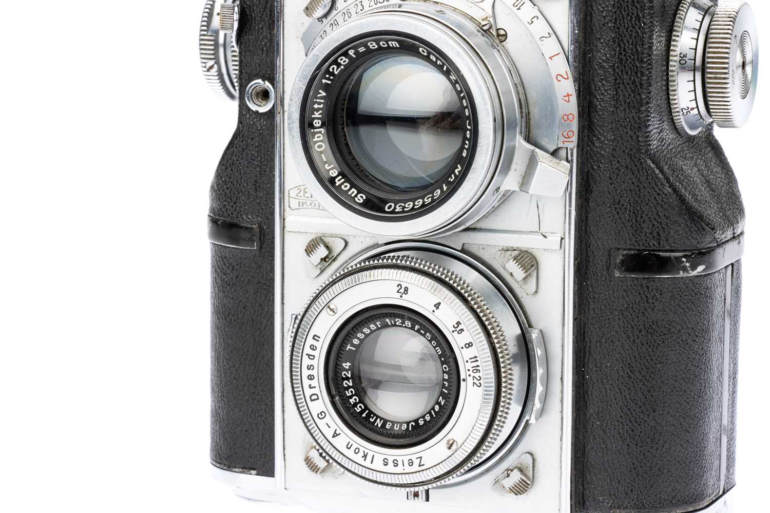 Lot 130 - A Zeiss Ikon Contaflex 35mm TLR Camera,