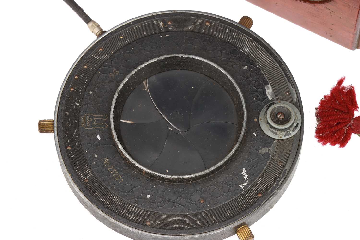 Lot 268 - A Mixed Selection of Camera Lens Shutters,