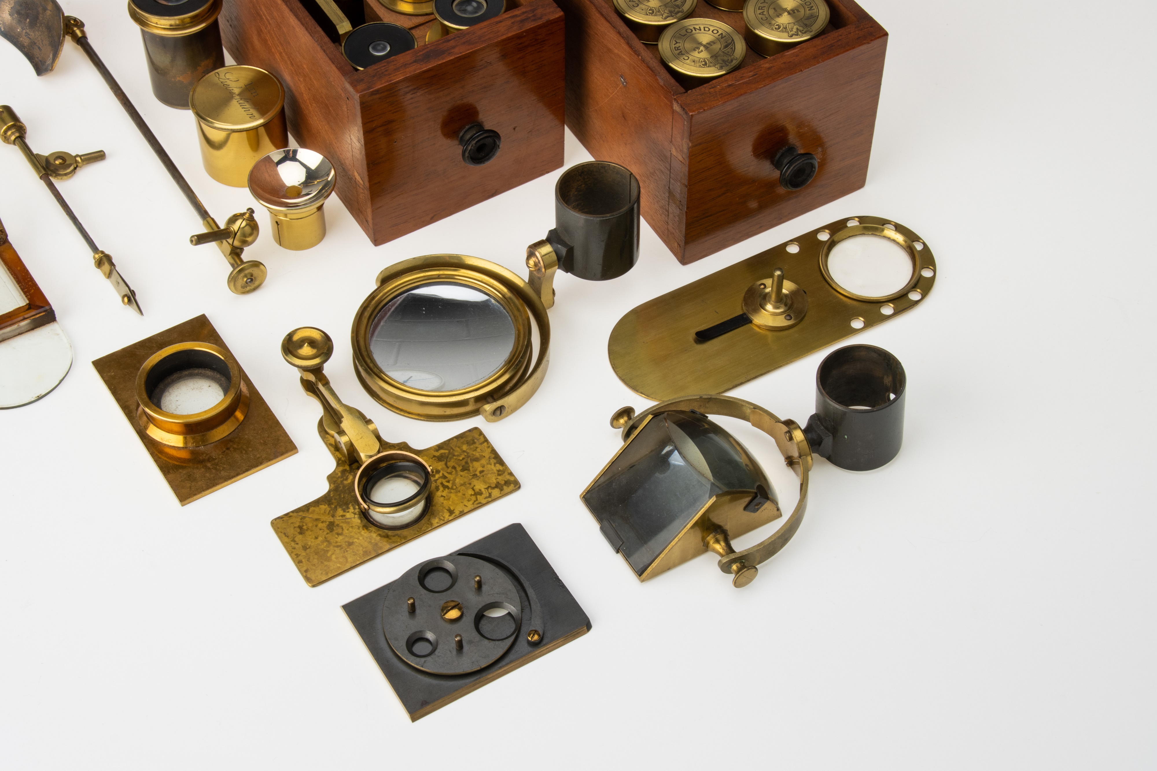 Lot 95 - A Very Fine Ross Type Microscope by Cary,