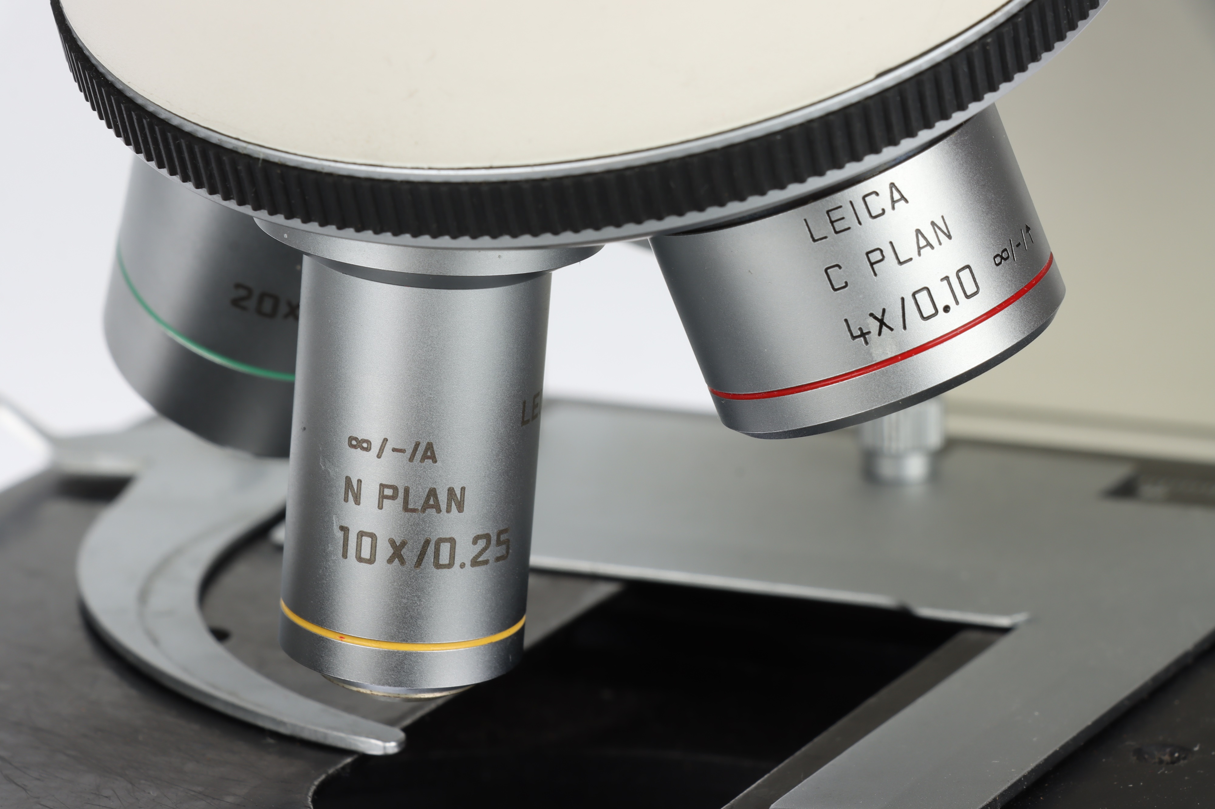 Lot 599 - Leica DMLS Binocular Microscope,
