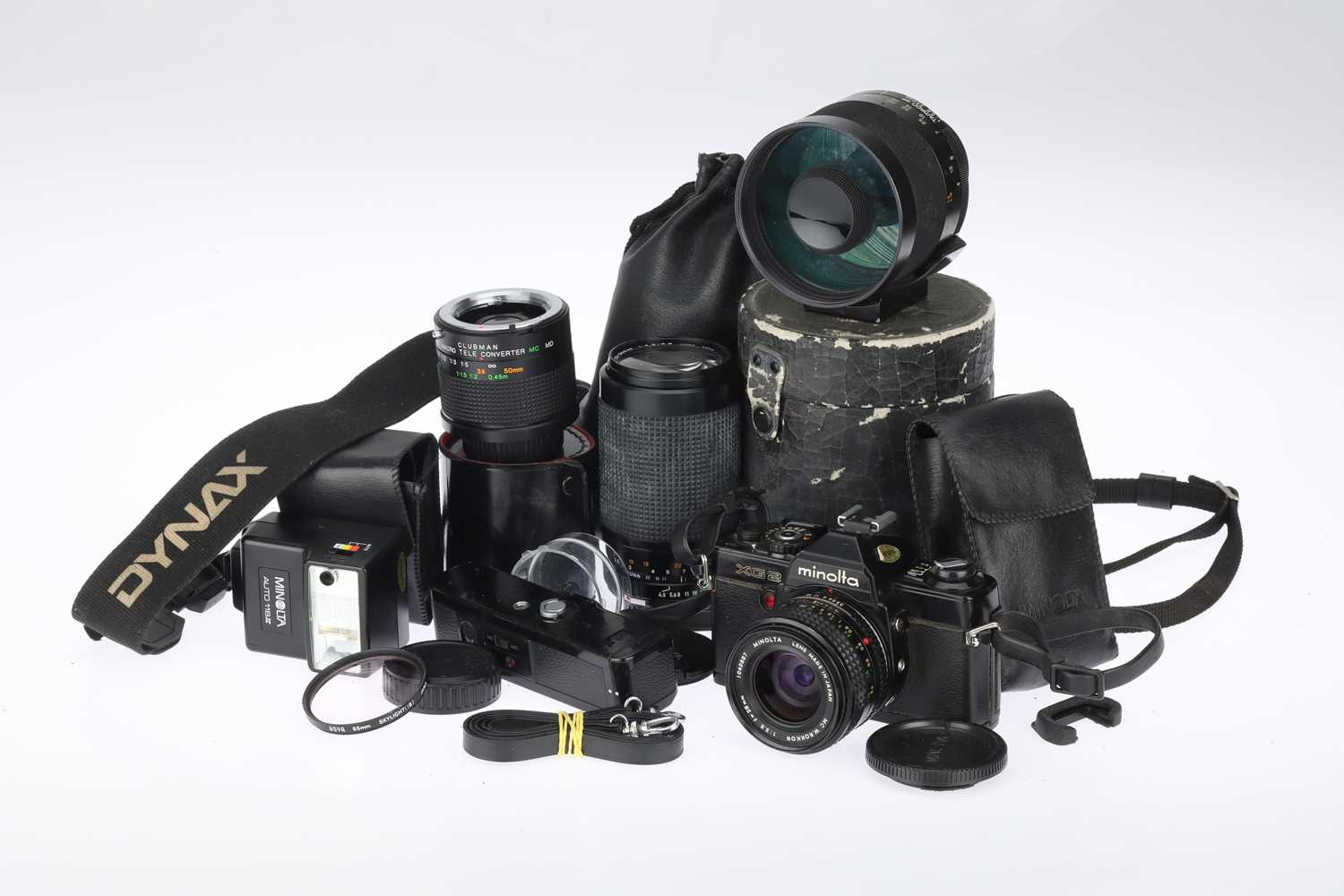 Lot 320 - A Selection of Photographic Items,