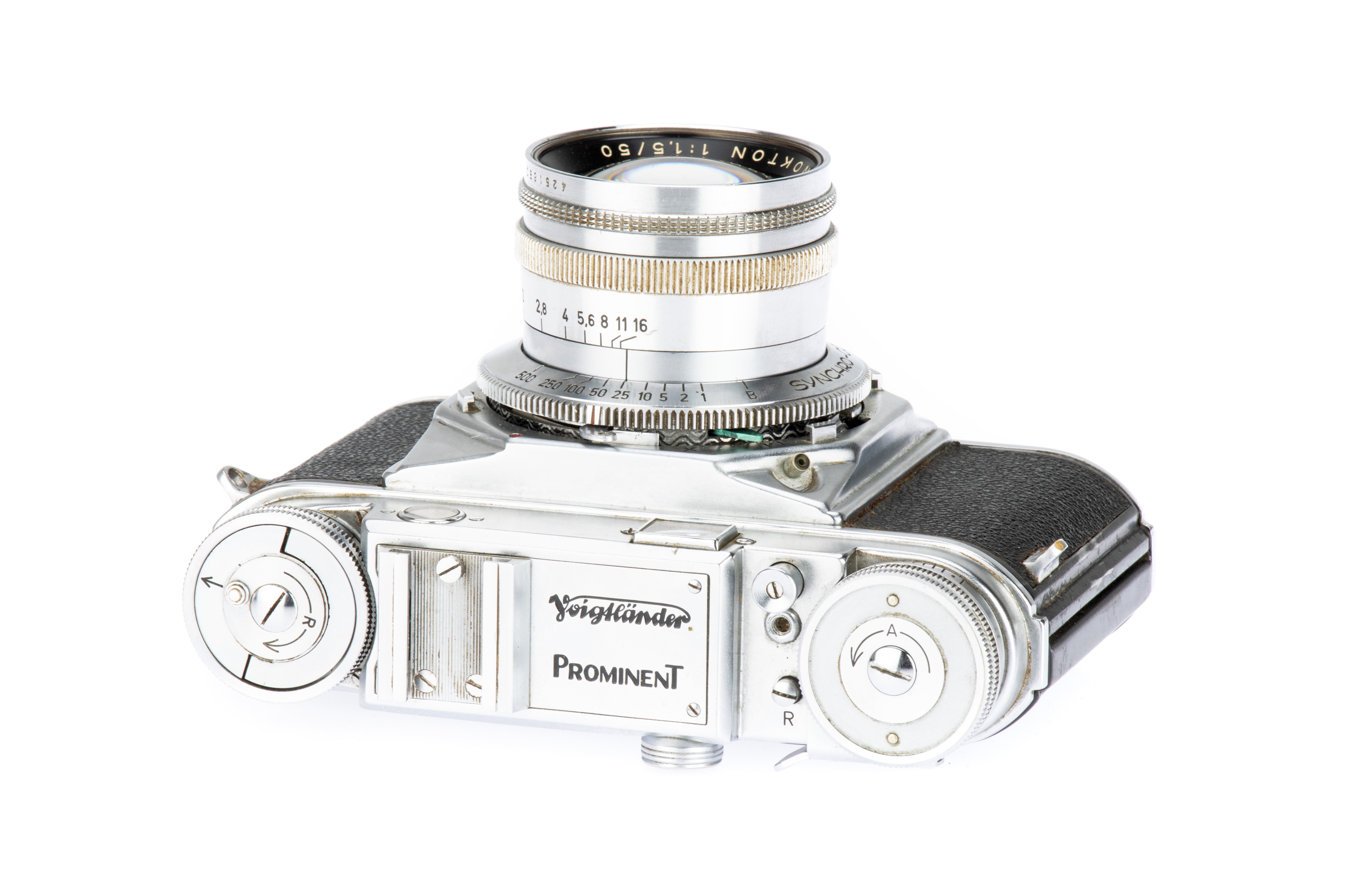 Lot 133 - A Voigtlander Prominent Rangefinder Camera,