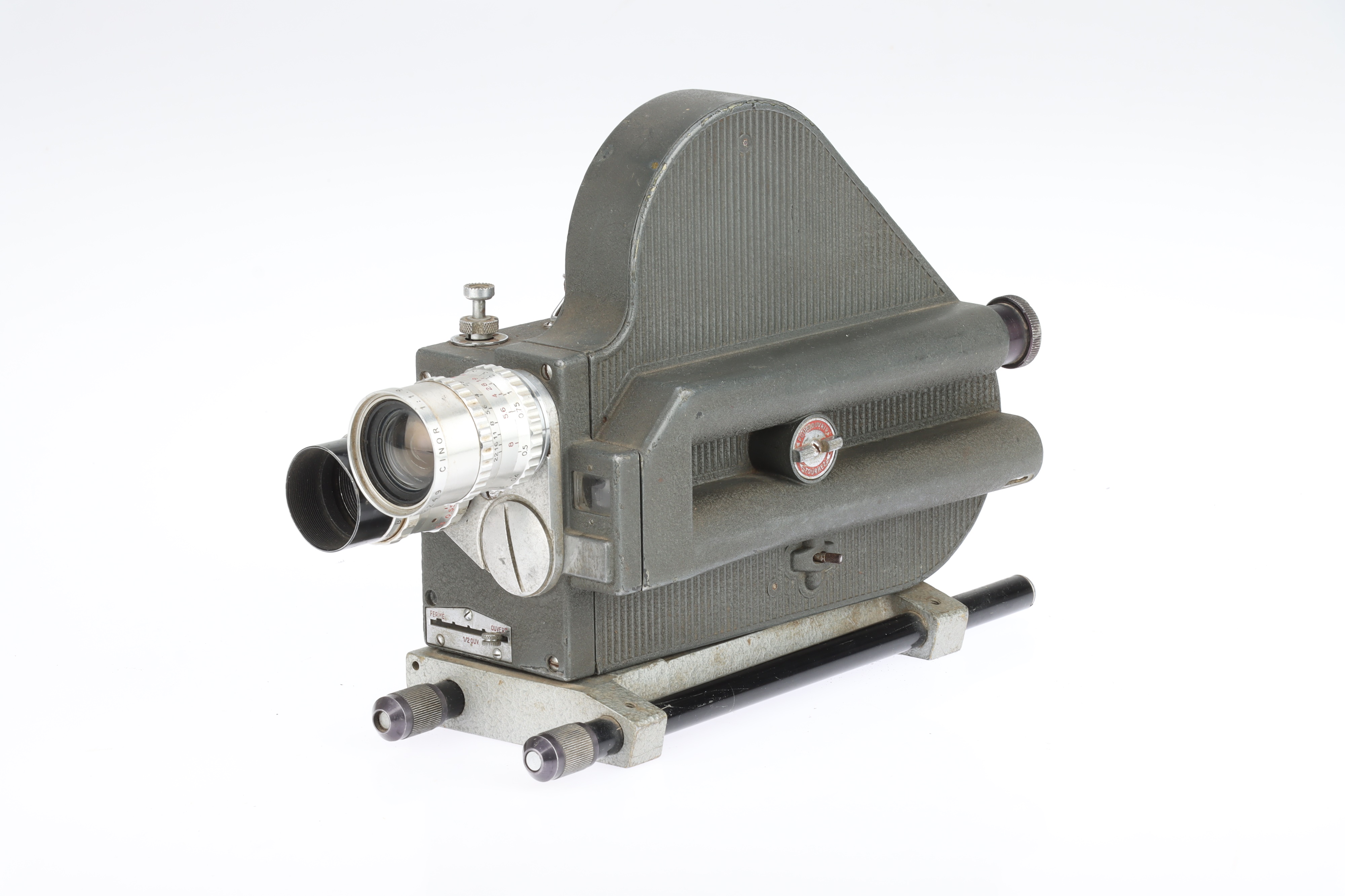 Lot 5 - A Pathe Webo 16 M Motion Picture Camera