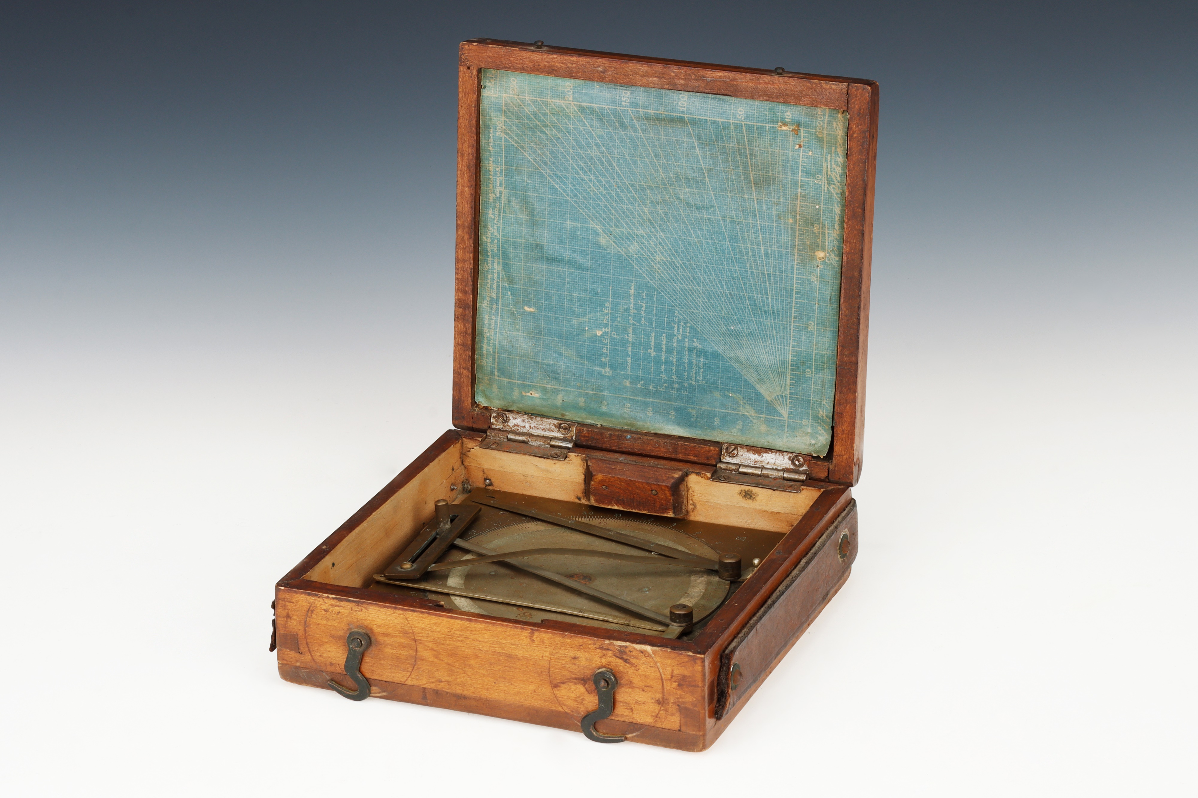 Lot 141 - Unusual Russian Calculator,