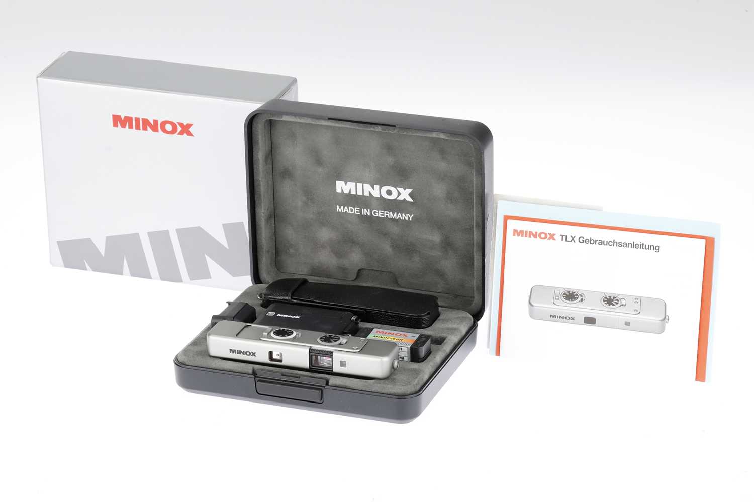 Lot 277 - A Minox TLX-Set Sub-Miniature Camera Outfit