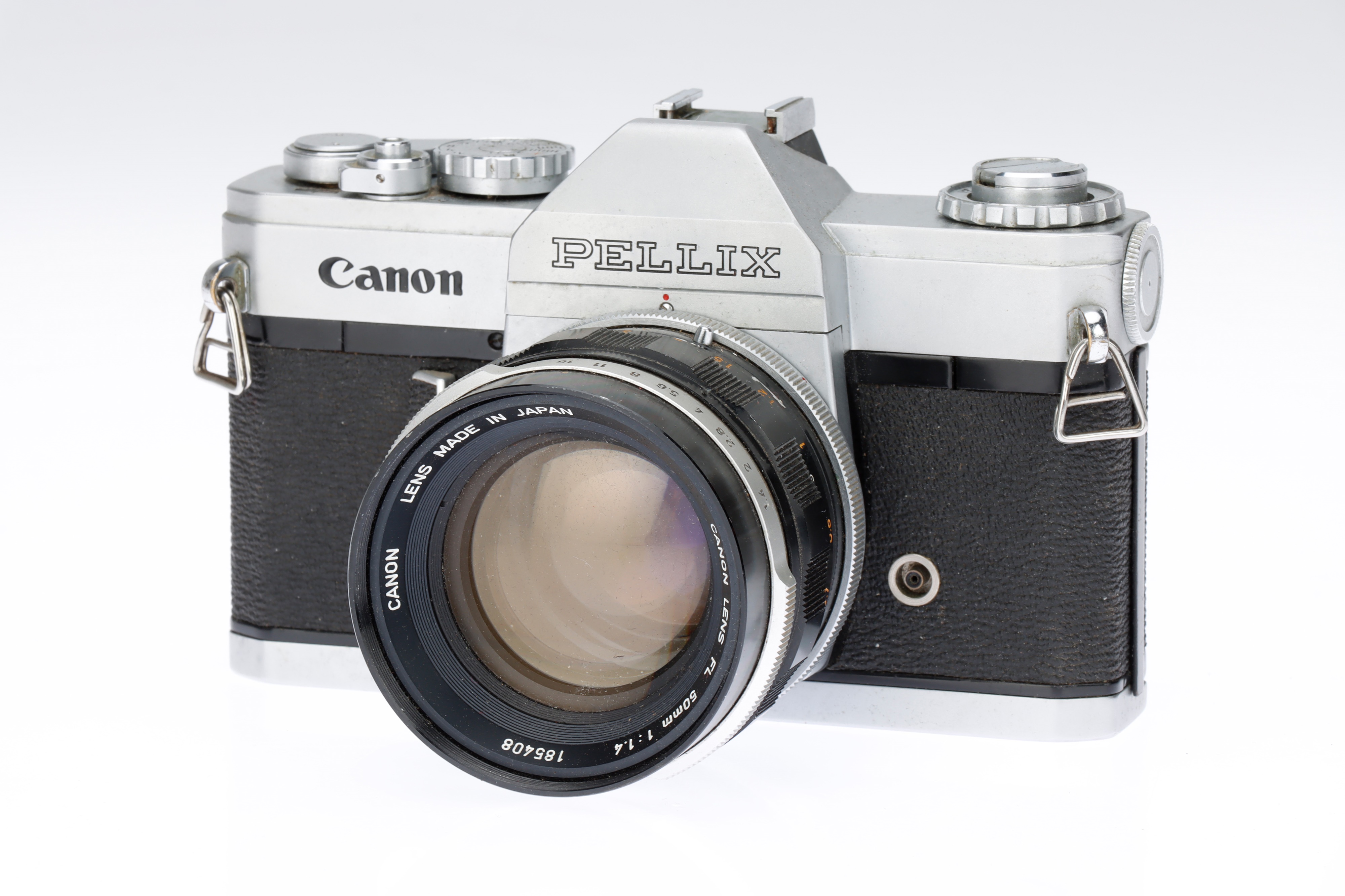 Lot 160 - Canon Cameras