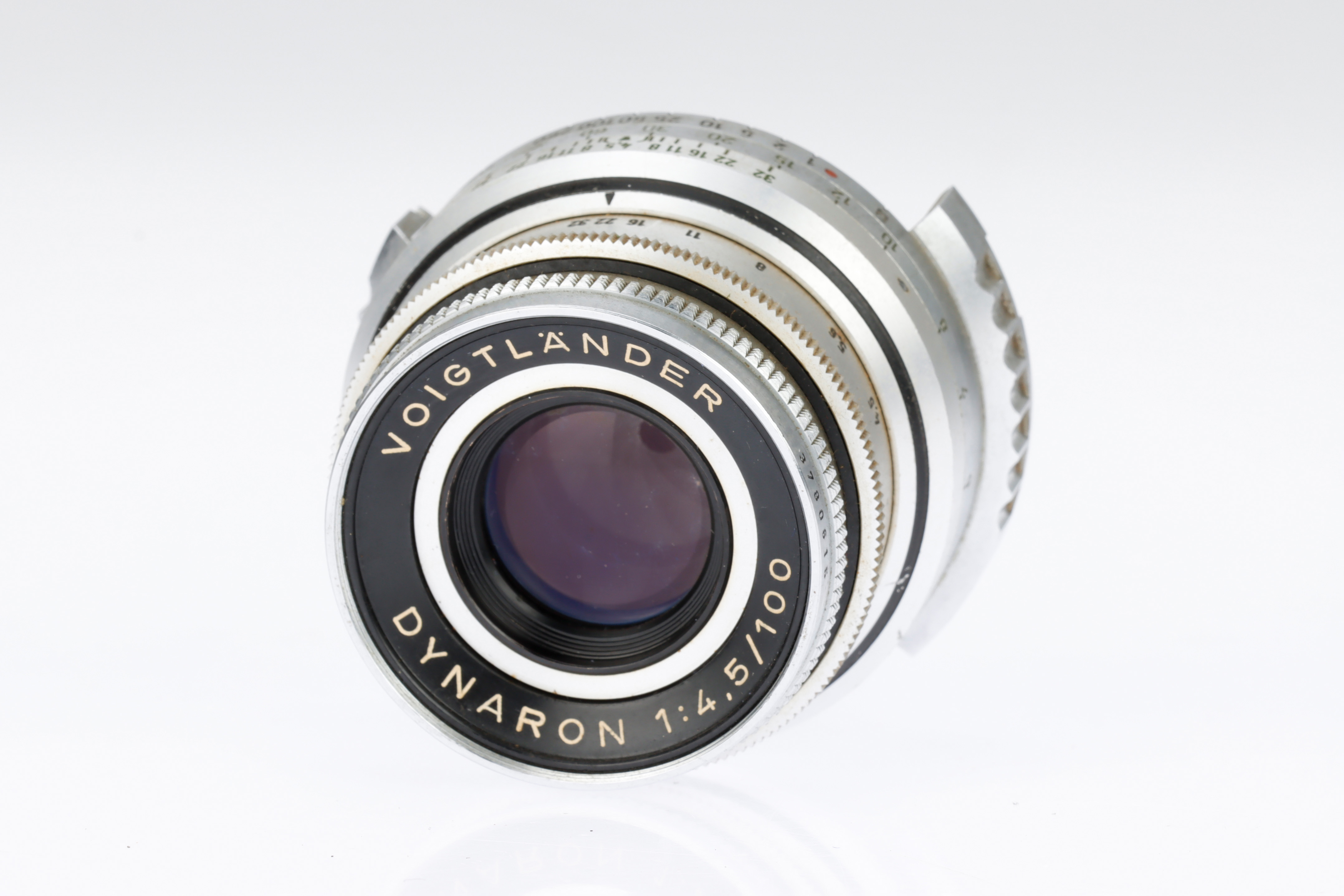 Lot 102 - A Voigtlander Prominent 35mm Rangefinder