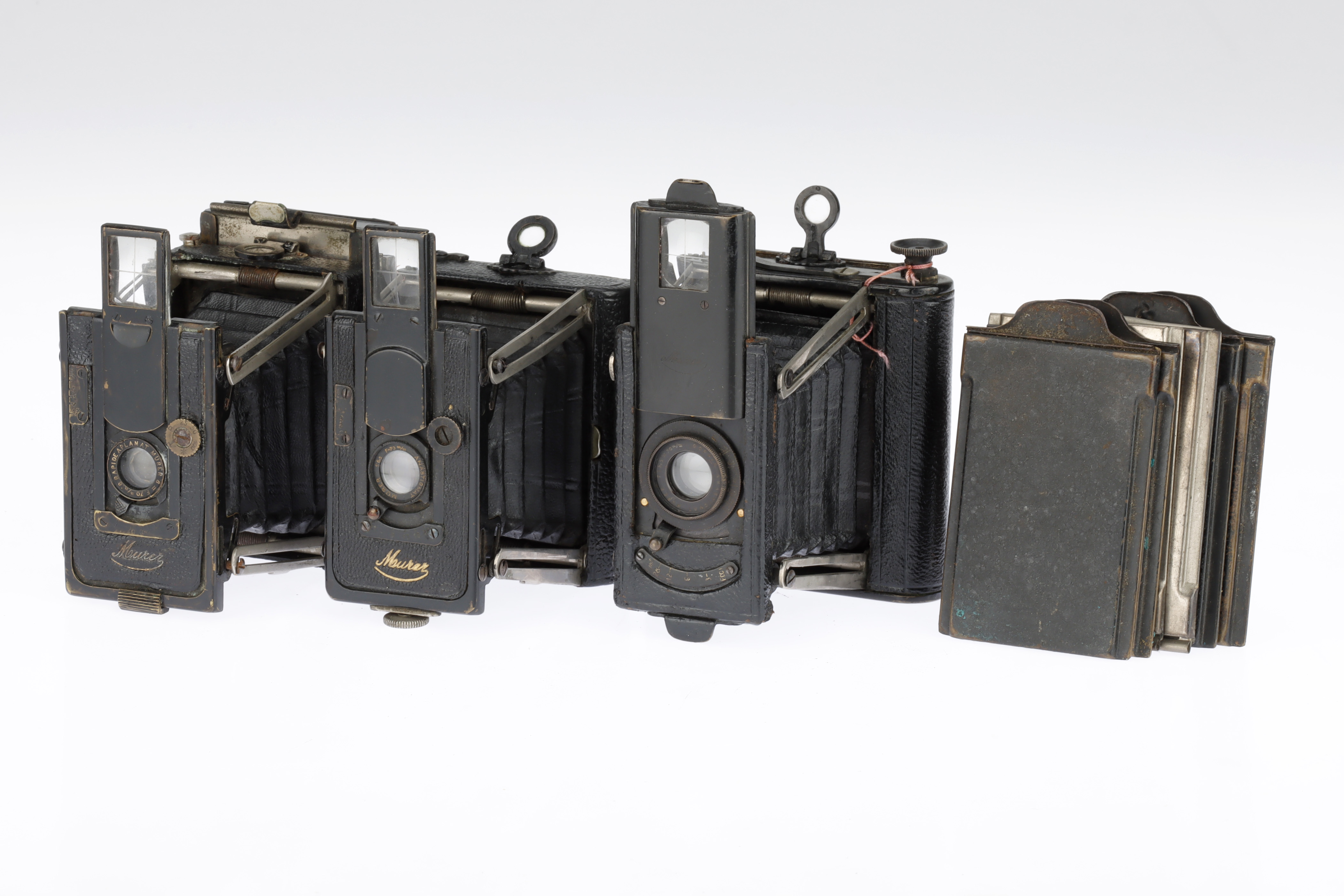 Lot 328 - Three Murer & Dubroni Strut Cameras,