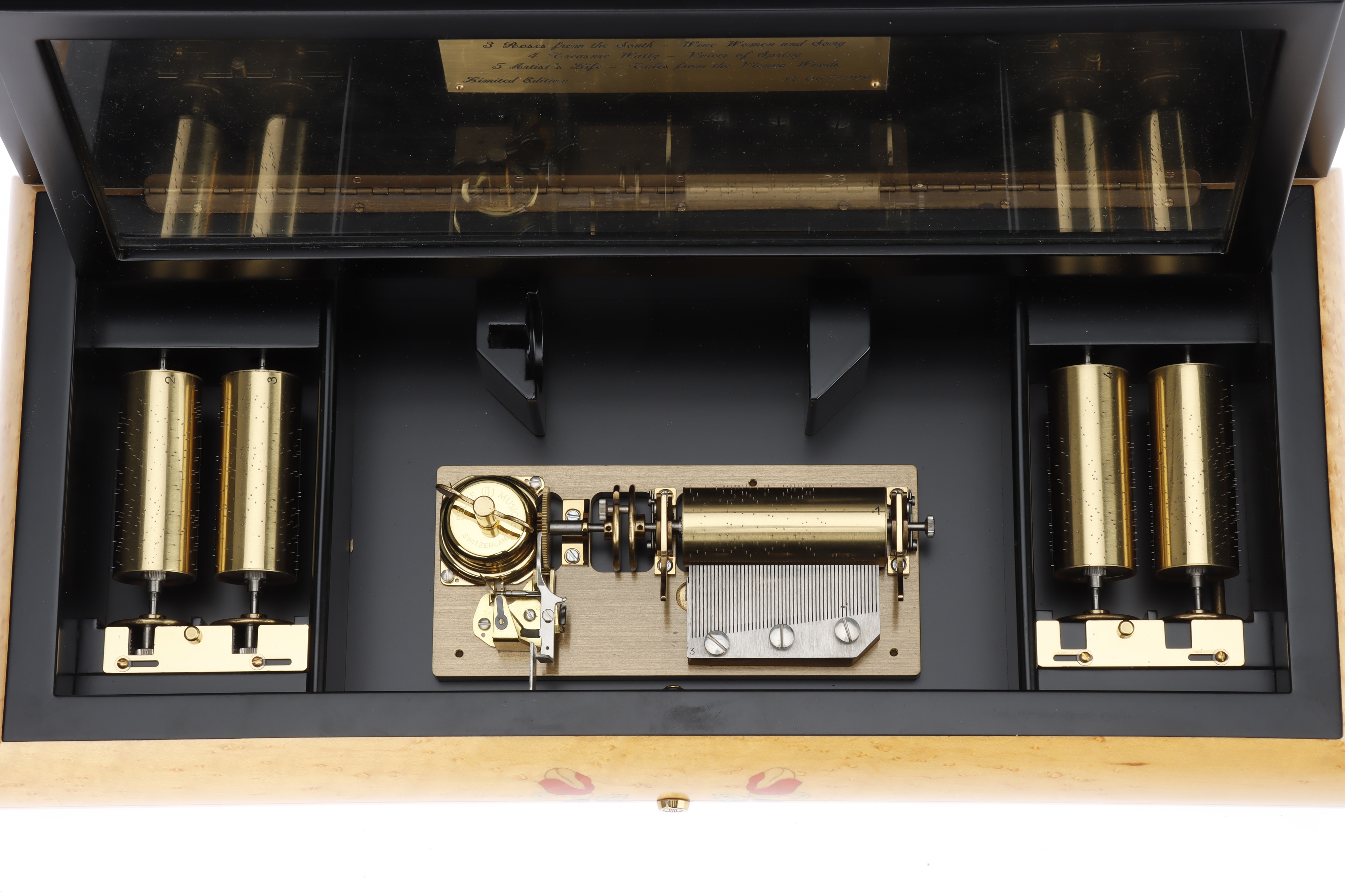 Lot 633 - A 5 Cylinder Reuge Music Box,