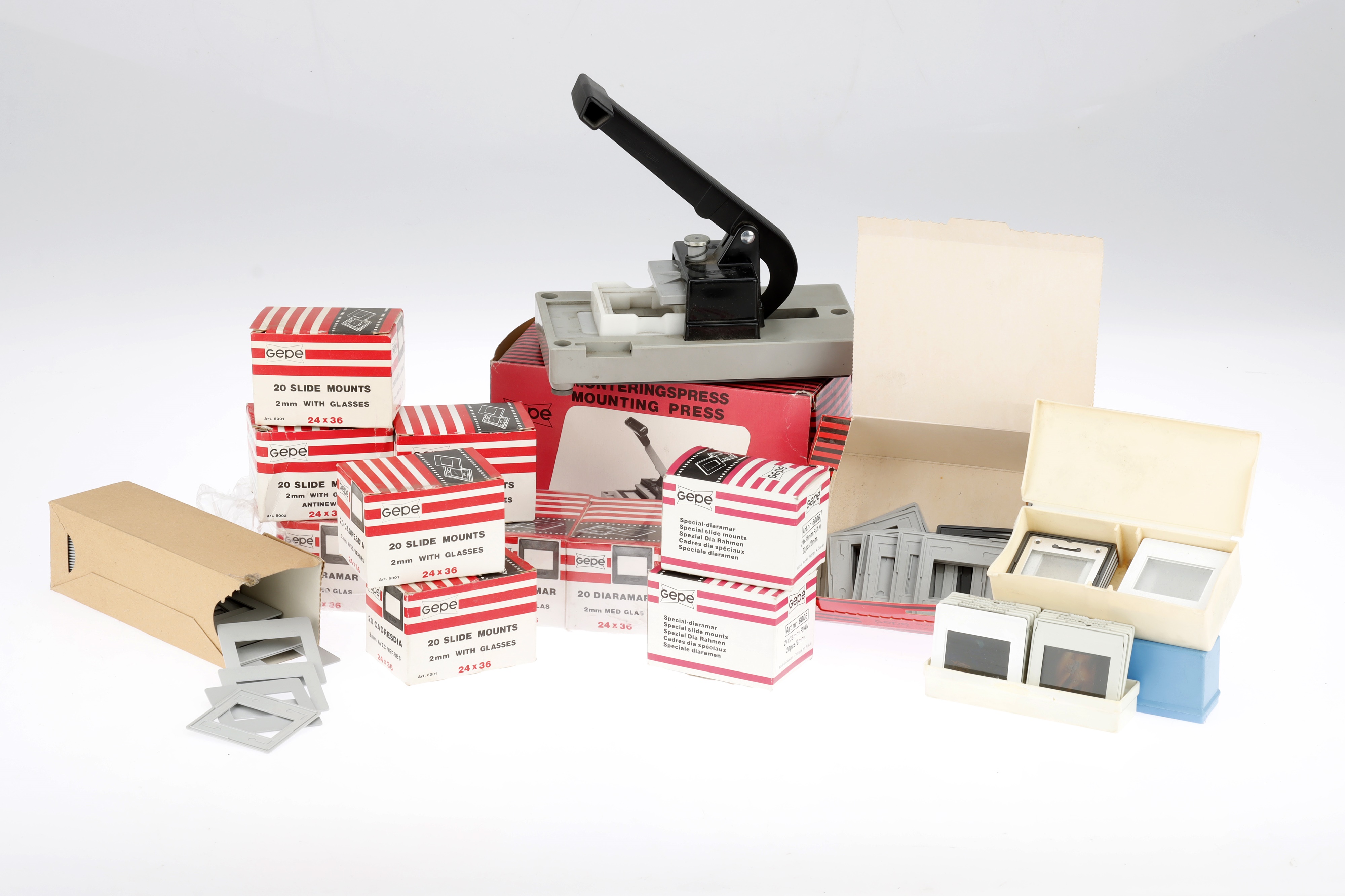 Lot 641 - A Good Selection of Gepe Slide Mounts,