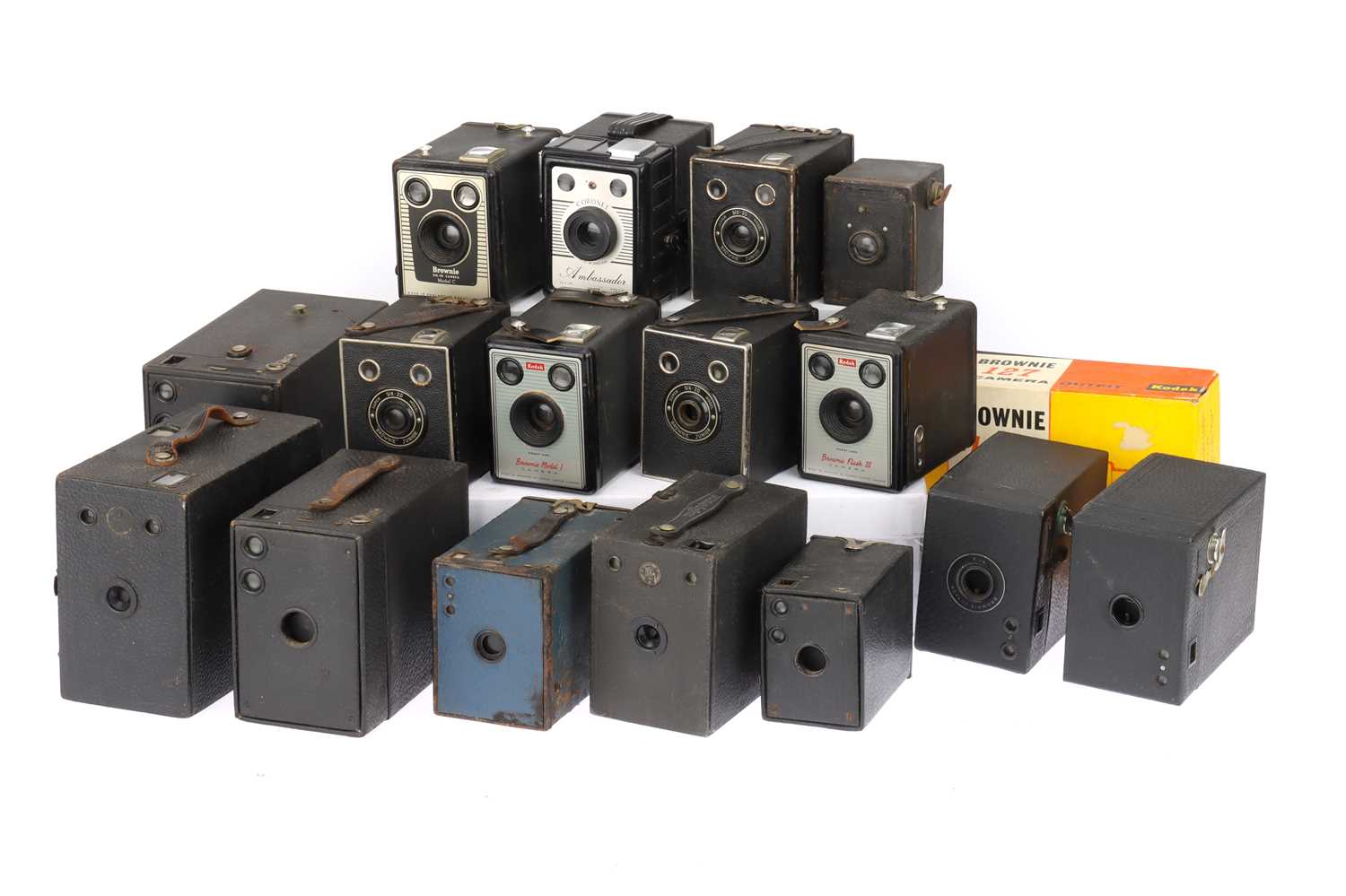 Lot 162 - A Mixed Selection of Box Type Cameras,