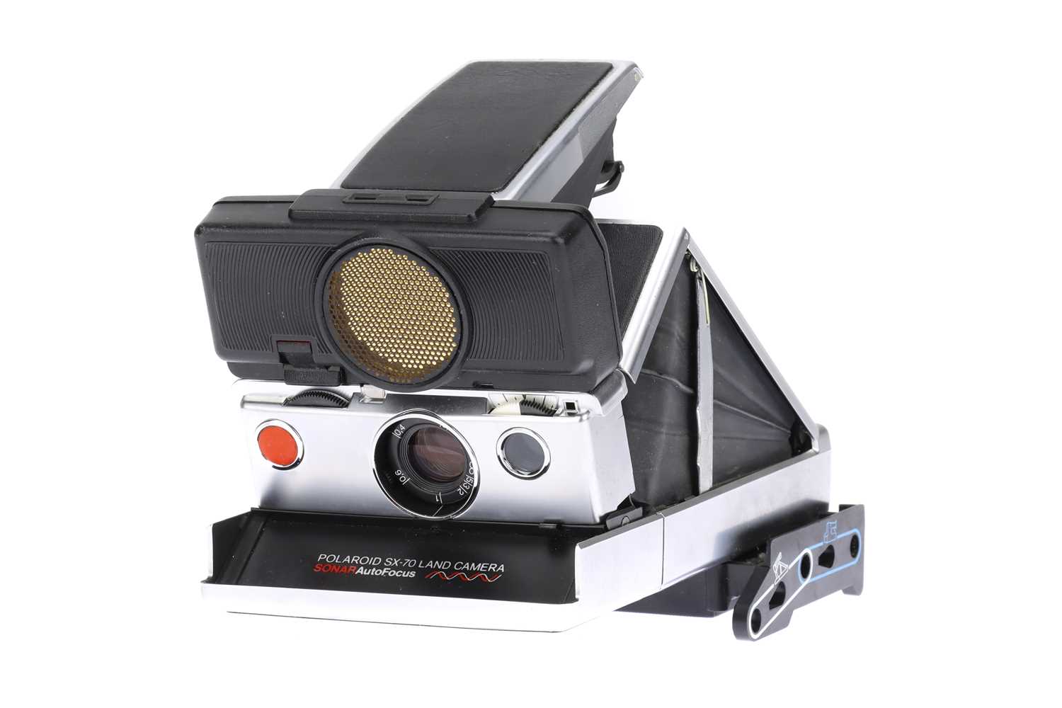 Lot 163 - A Poalroid SX-70 Land Camera Sonar Auto