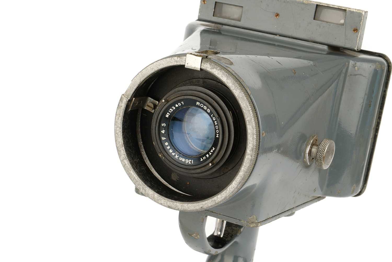 Lot 464 - A Williamson Mk. 3 Pistol Aerial Camera,