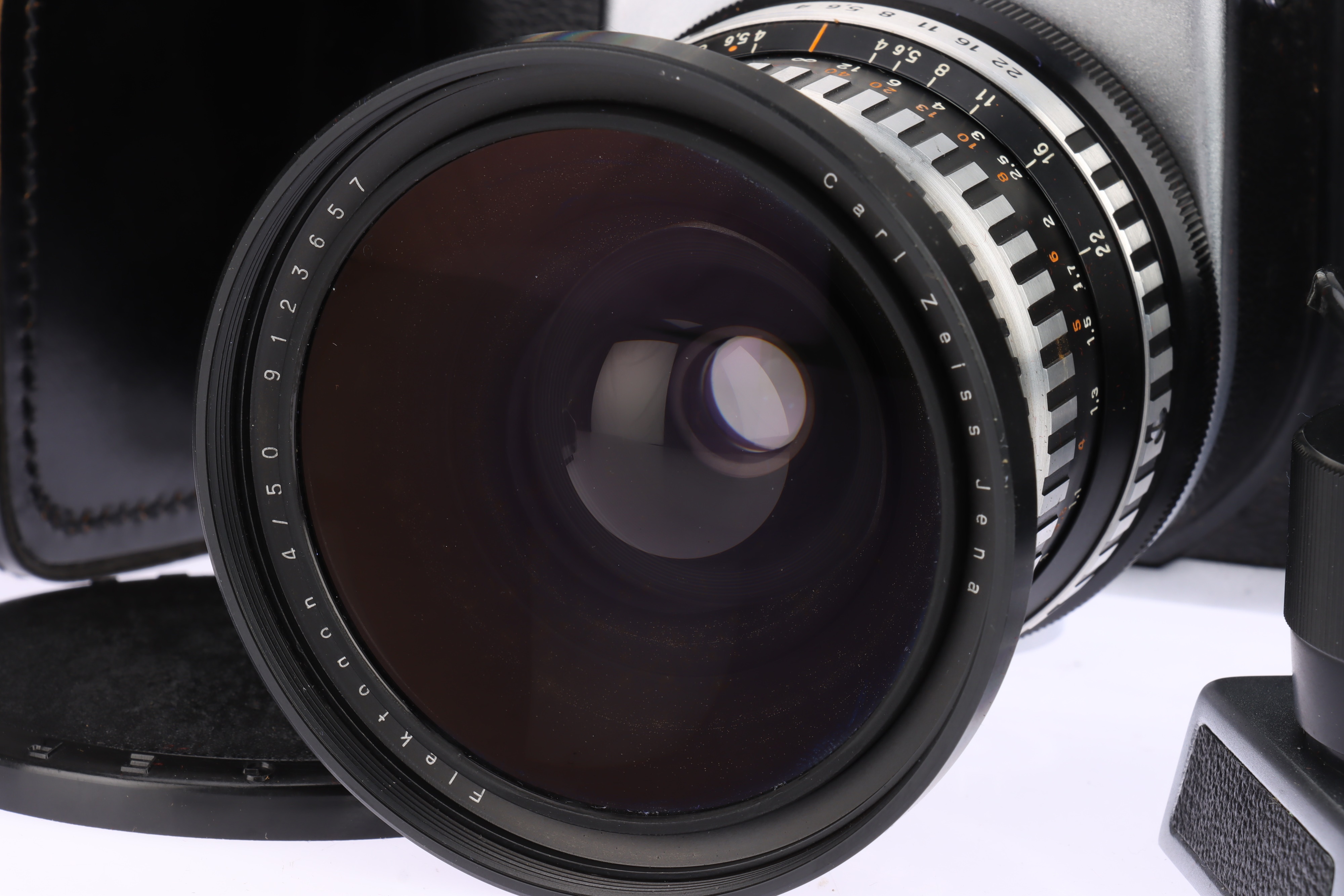 Lot 146 - A Pentacon Six TL Medium Format SLR Camera