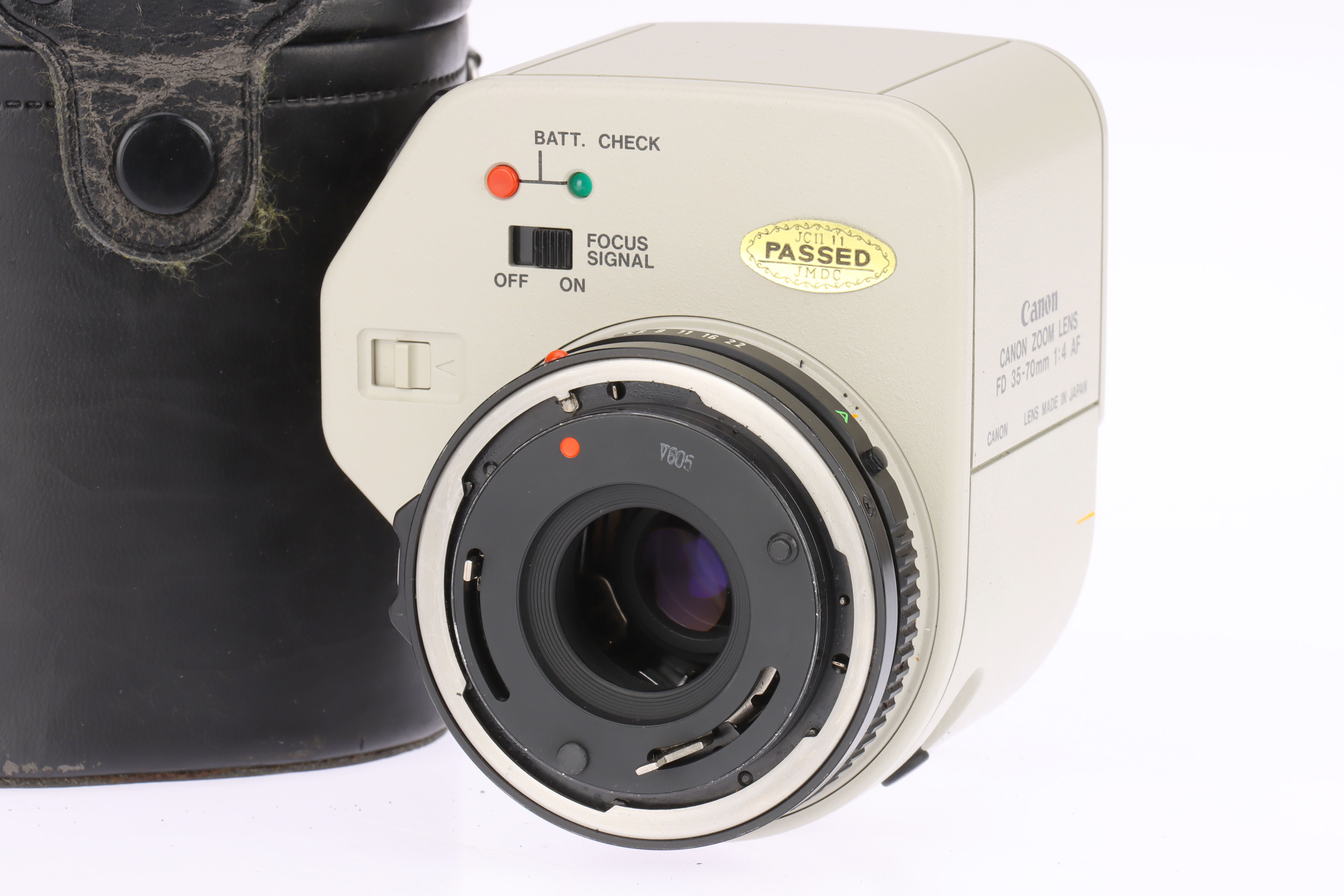 Lot 332 - A Canon Zoom Lens FD 35-70mm f/4 AF,