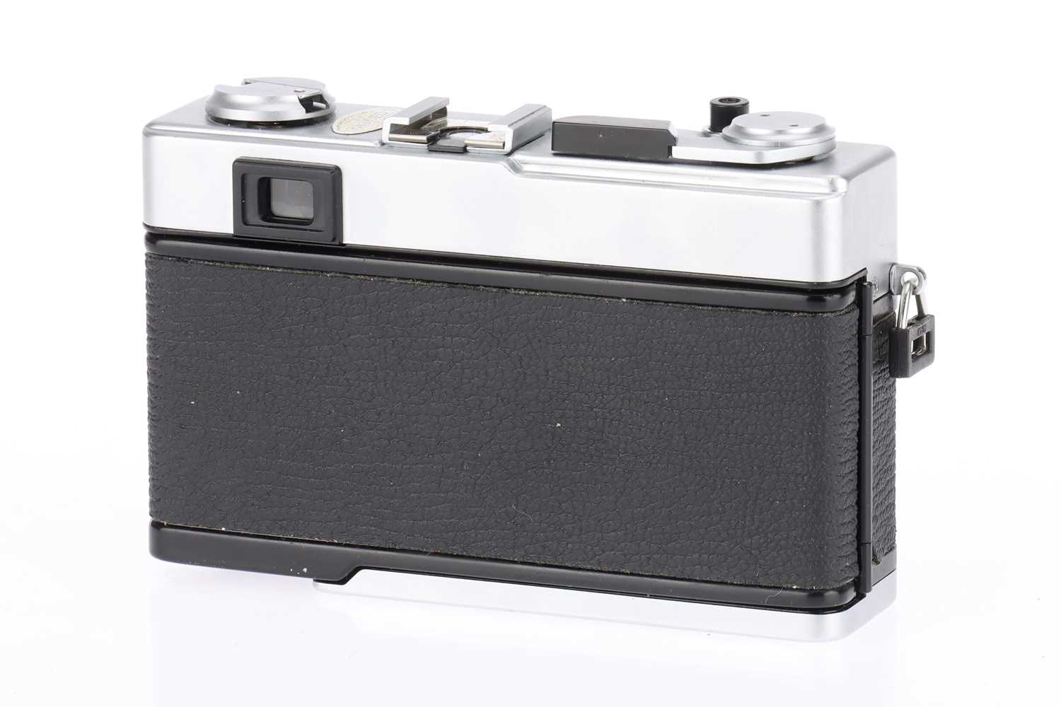 Lot 124 - An Olympus 35 RD Compact Rangefinder Camera