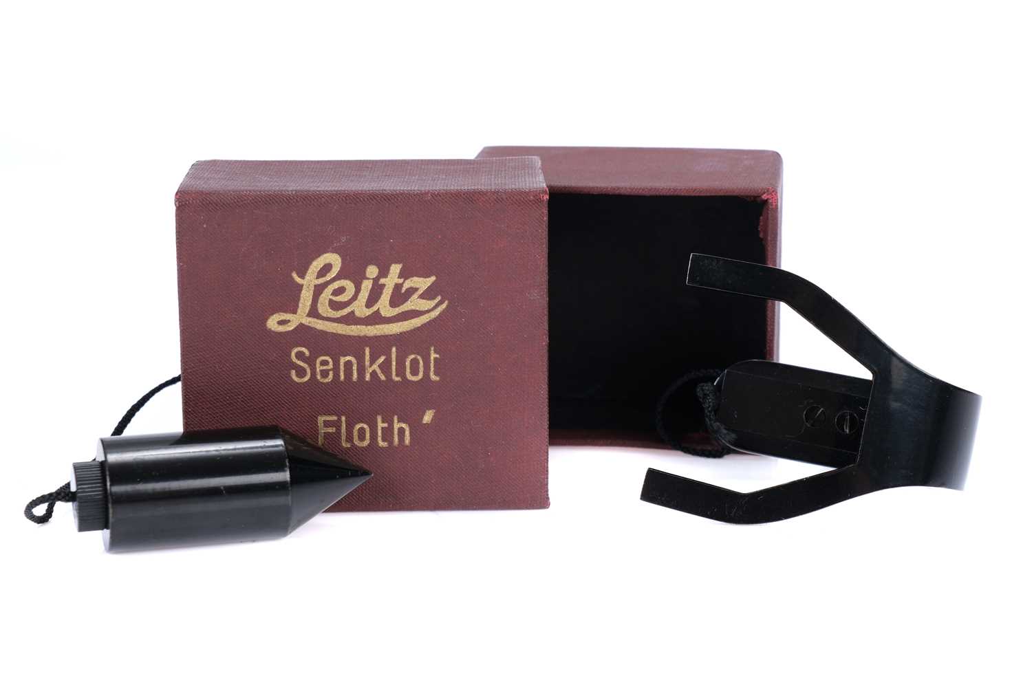 Lot 98 - A Leica 'FLOTH' Plumb Line,