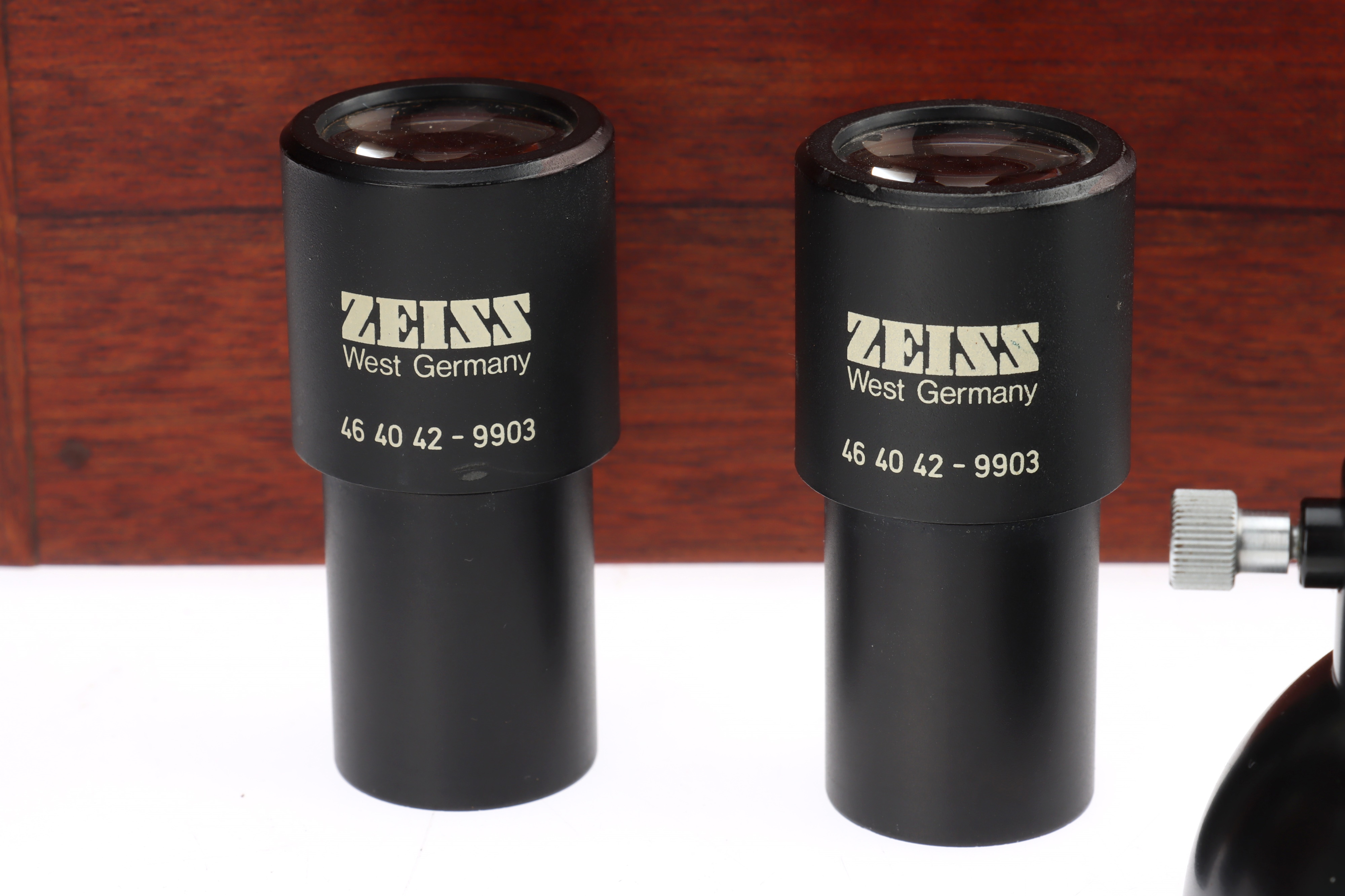 Lot 126 - Classic Microscopy, Zeiss Trinocular GFL