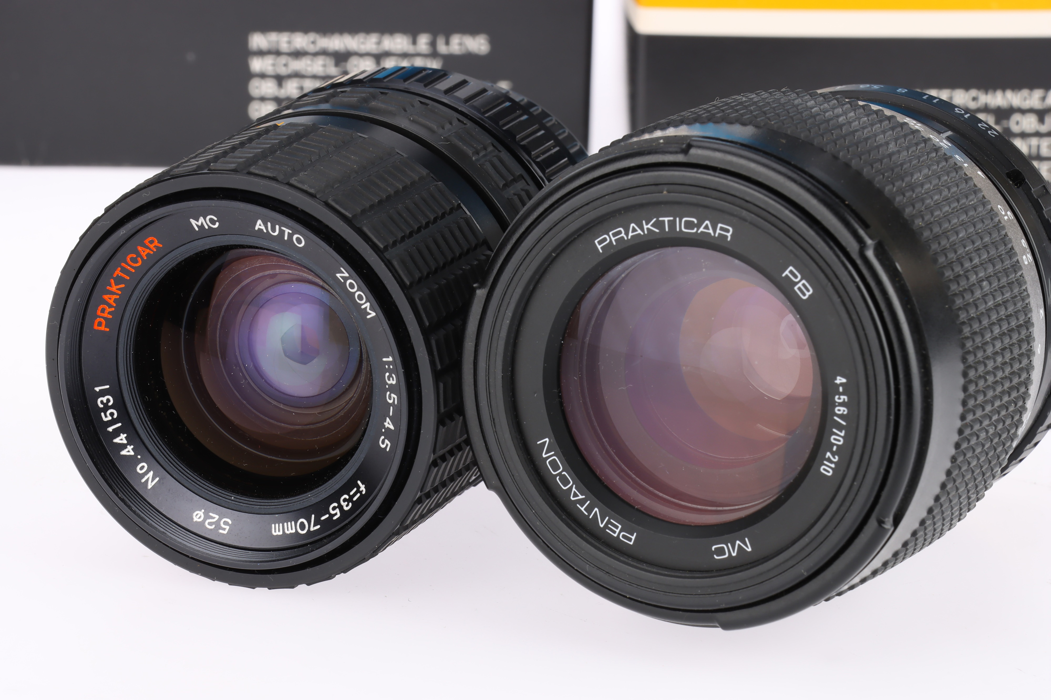 Lot 739 - A Selection of Pentacon Zoom Lenses