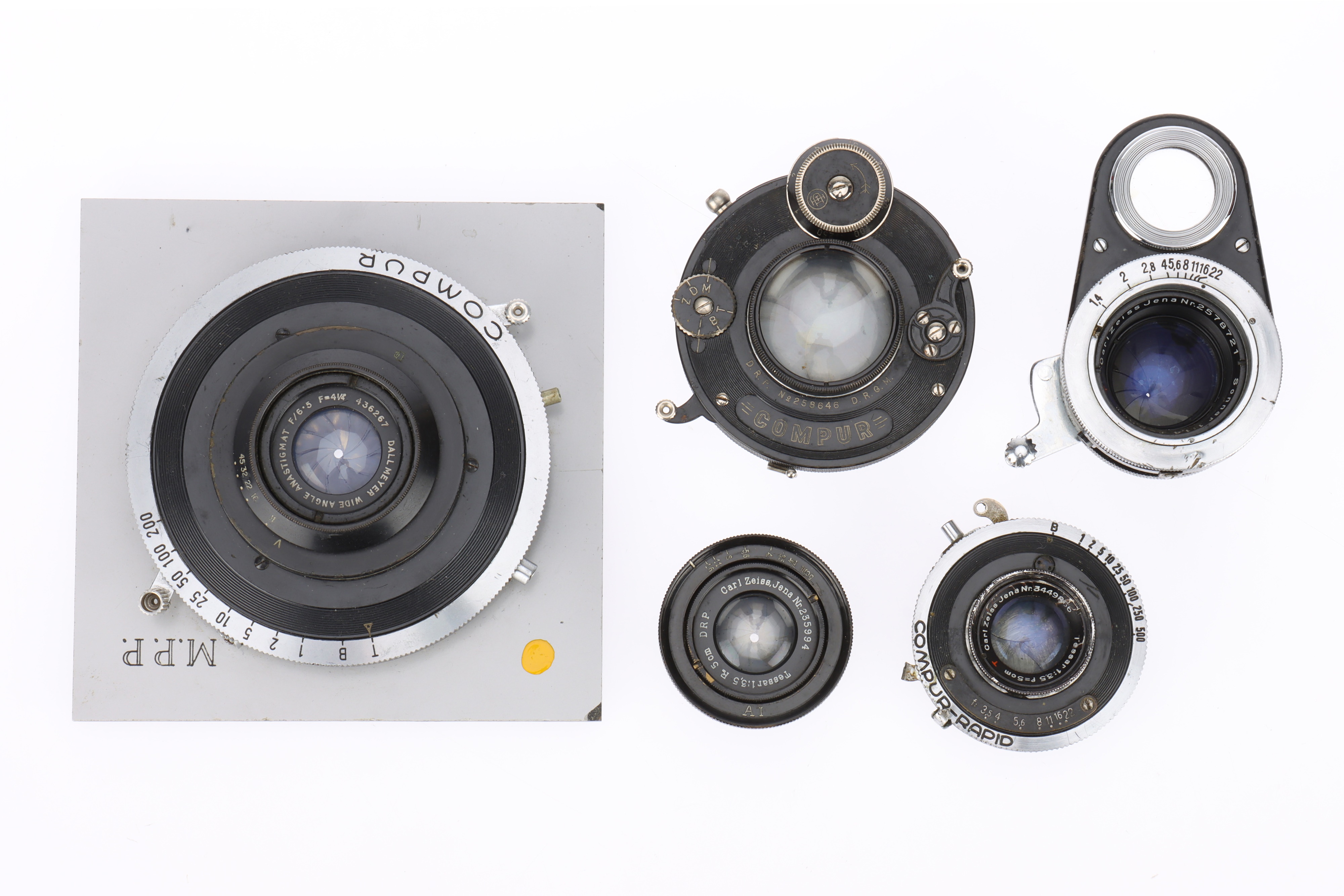 Lot 701 - A Selection of Camera Lenses