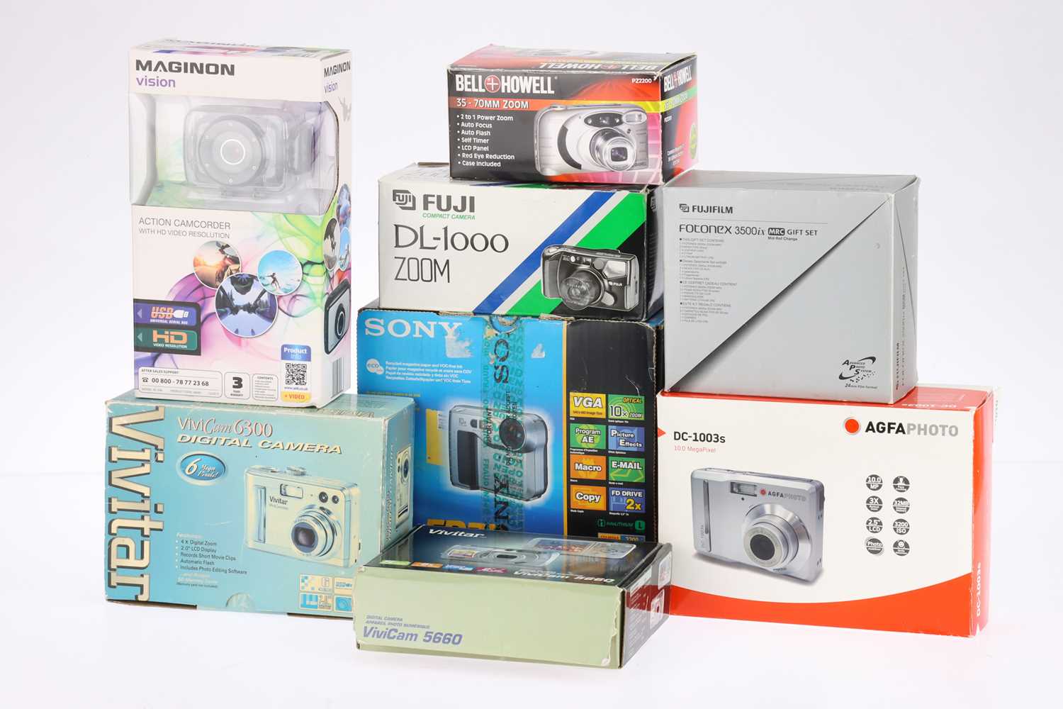 Lot 482 - A Mixed Selection of Cameras with Packaging,