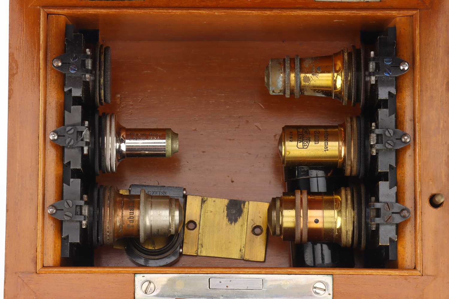 Lot 1103 - Zeiss Microscope Objective Case,