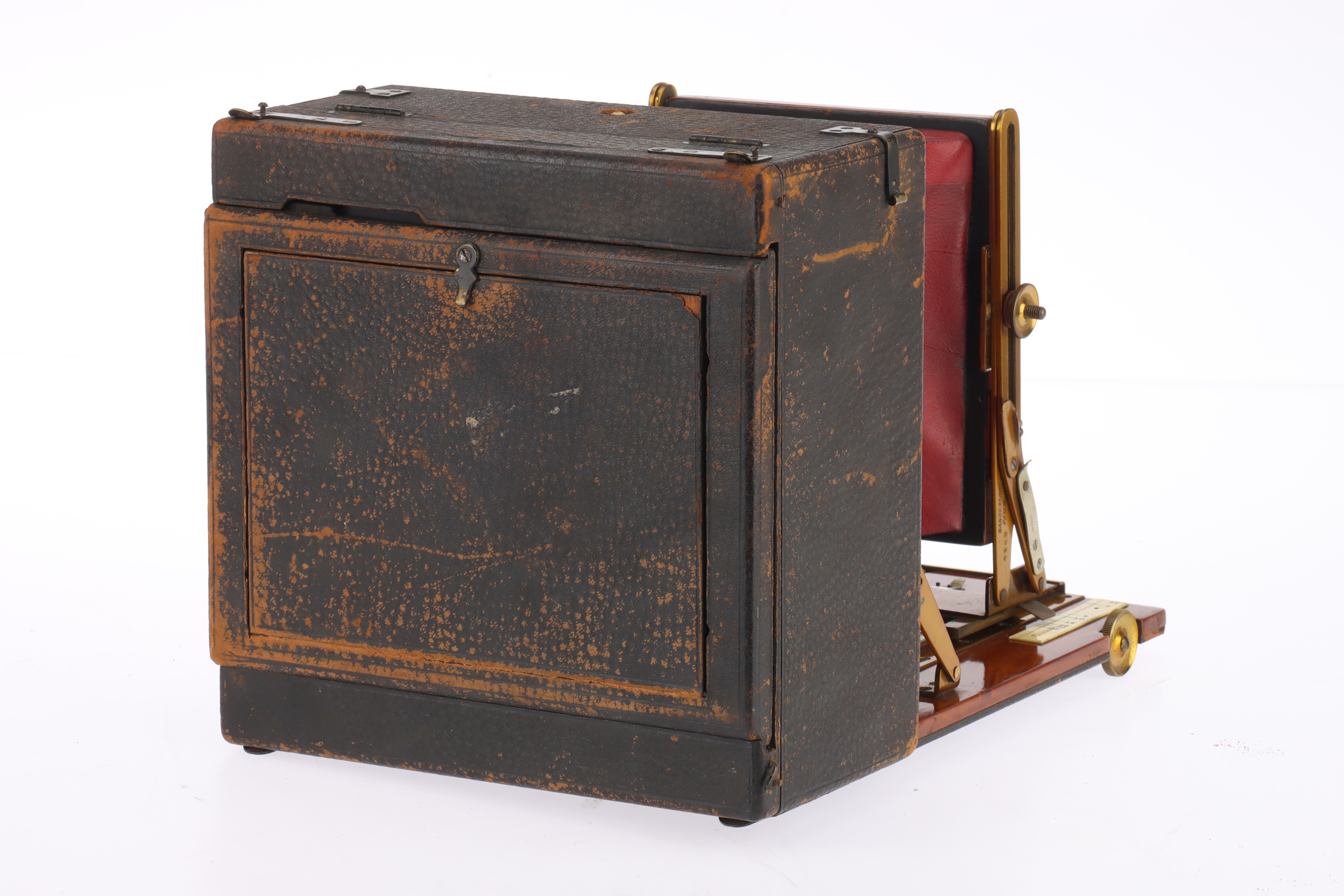 Lot 876 - A Sanderson Junior Hand and Stand Half Plate