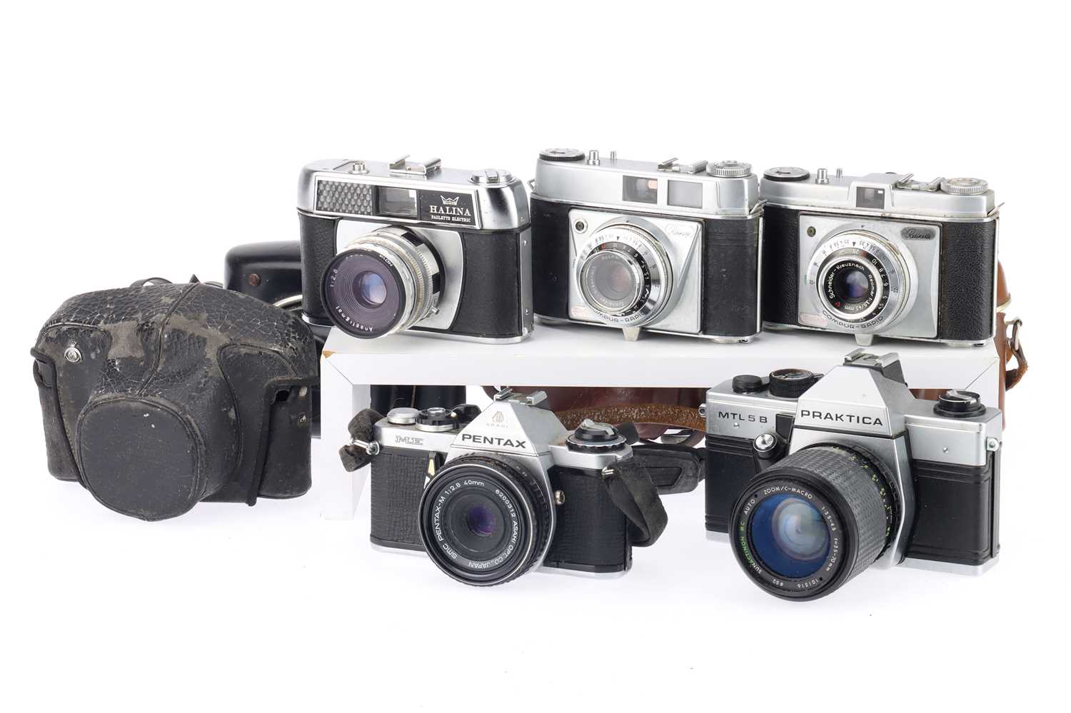 Lot 203 - A Selection of 35mm Film Cameras,